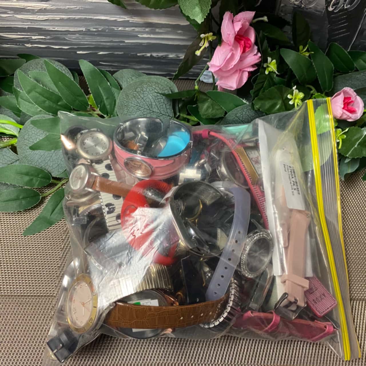 Large bag of mixed watches- please read description (s)