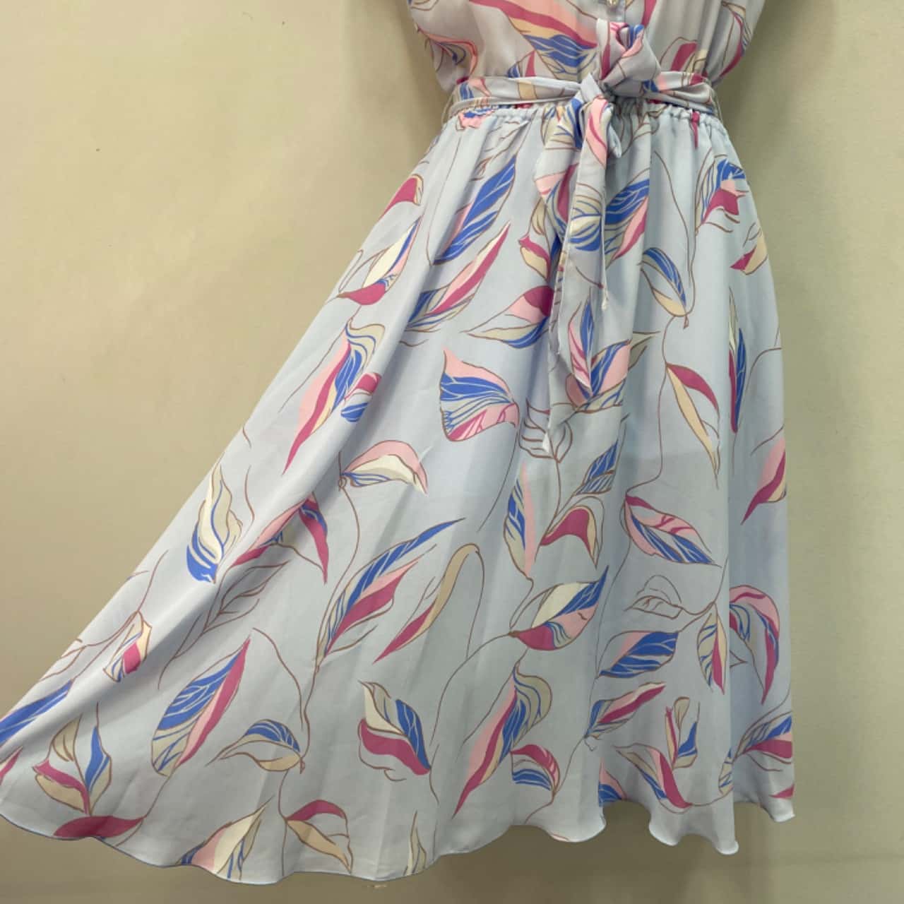 Vintage Julee Jones Womens Size 10 Midi Dress Blue / Floral (s)