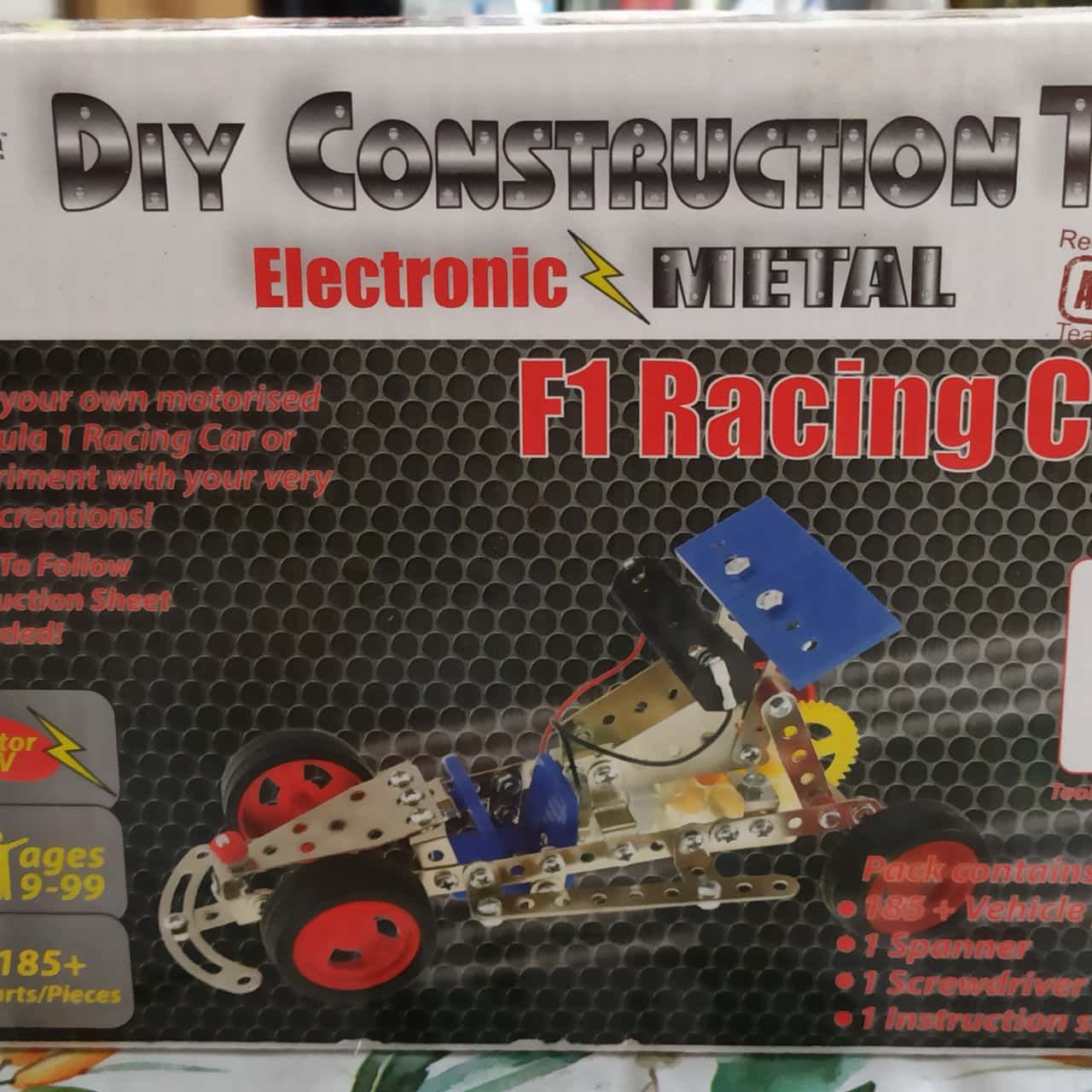 Inter- cation DIY construction F1 racing car New in box (b19)