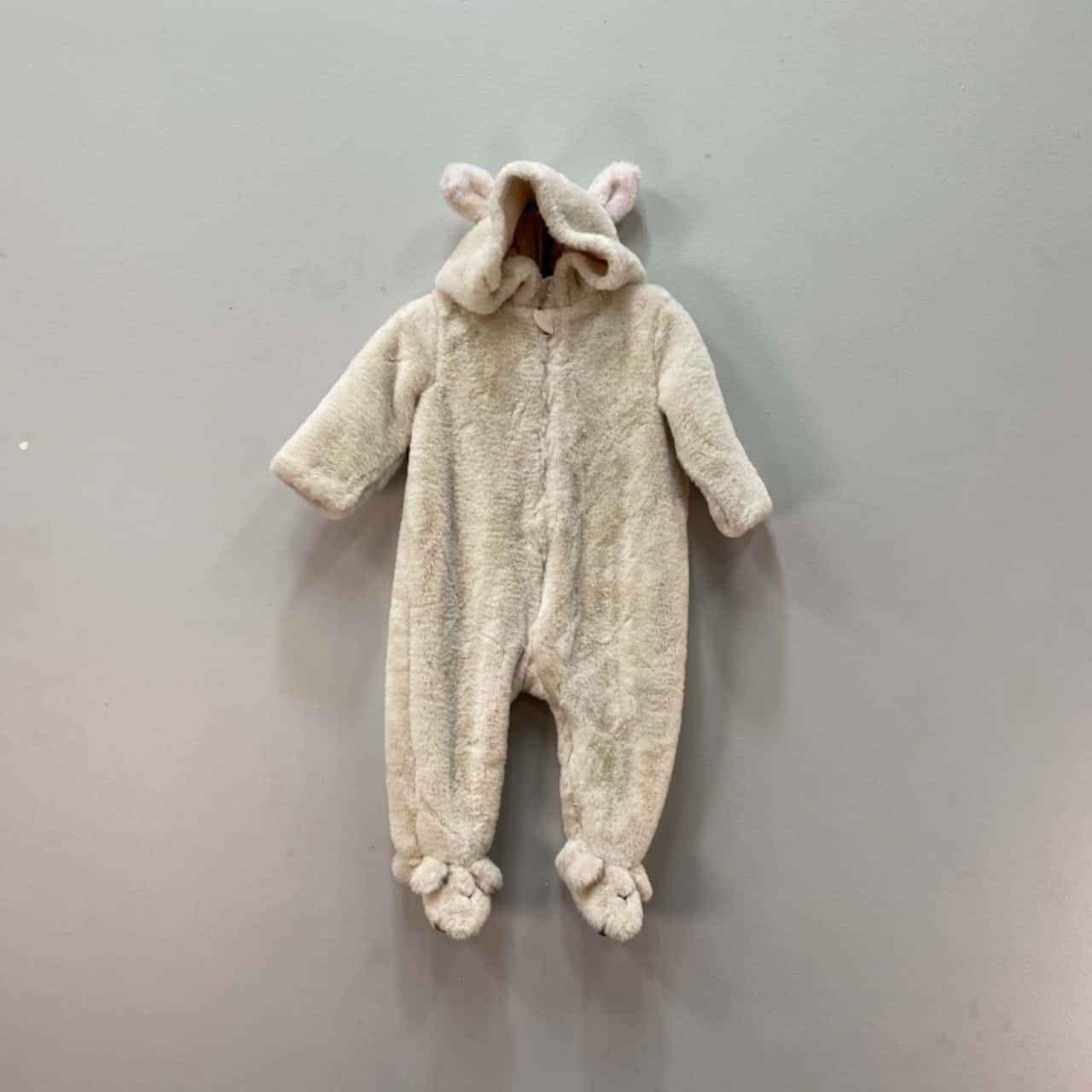 Peter Rabbit Furry Onsie Kids Size 12-18m Off White