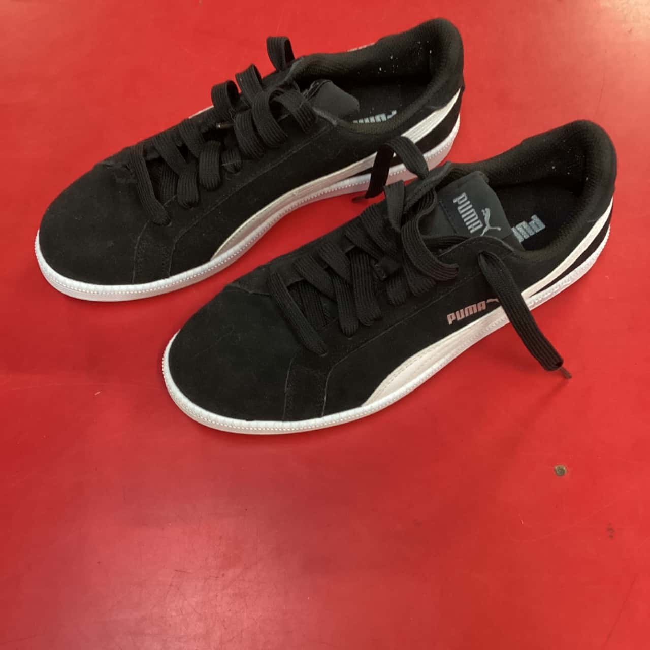 Puma Womens Sneakers Size 40 Black/White(s)