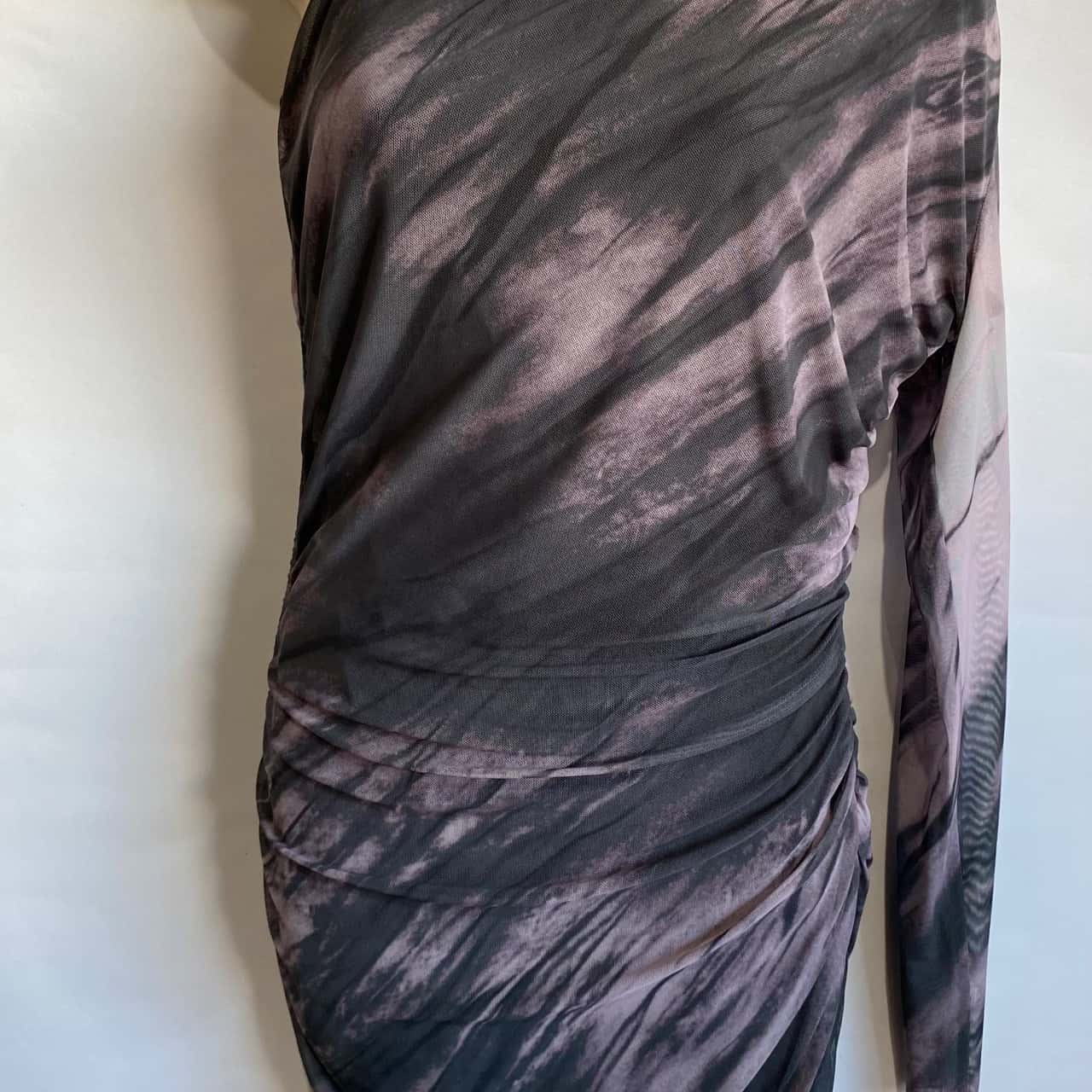 Women's ZARA Size L Off the shoulder, one sleeve dress. Pattern (s)