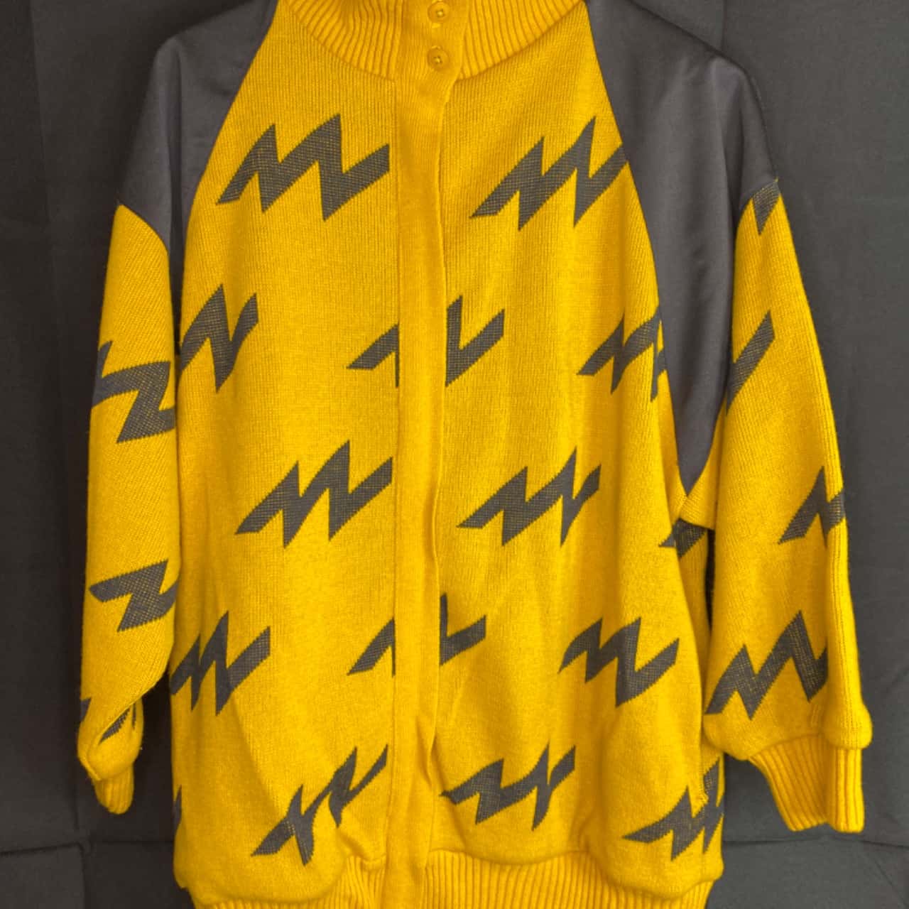 Pringle of Scotland jacket (s)