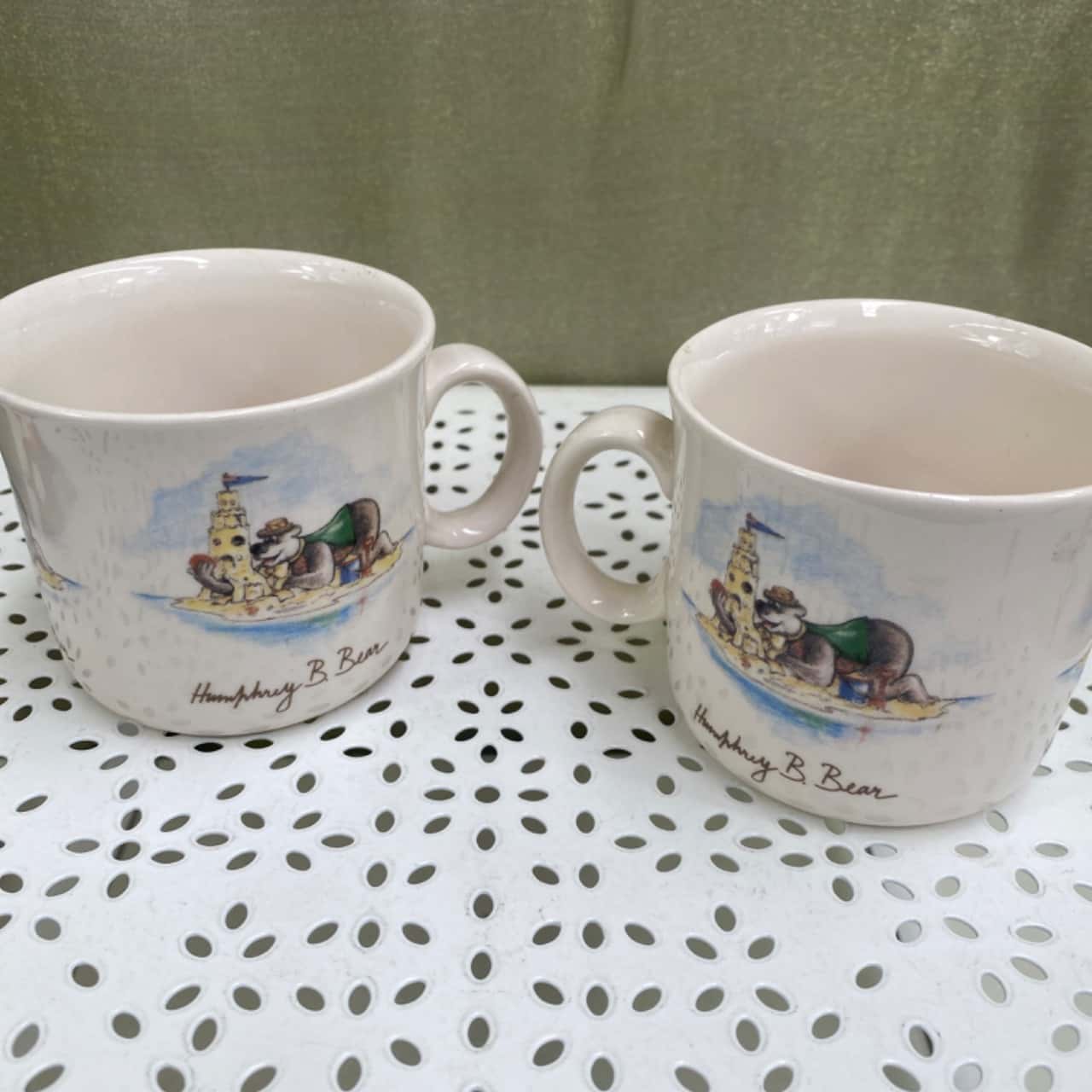 Humphrey B Bear Collectable Mugs (s)