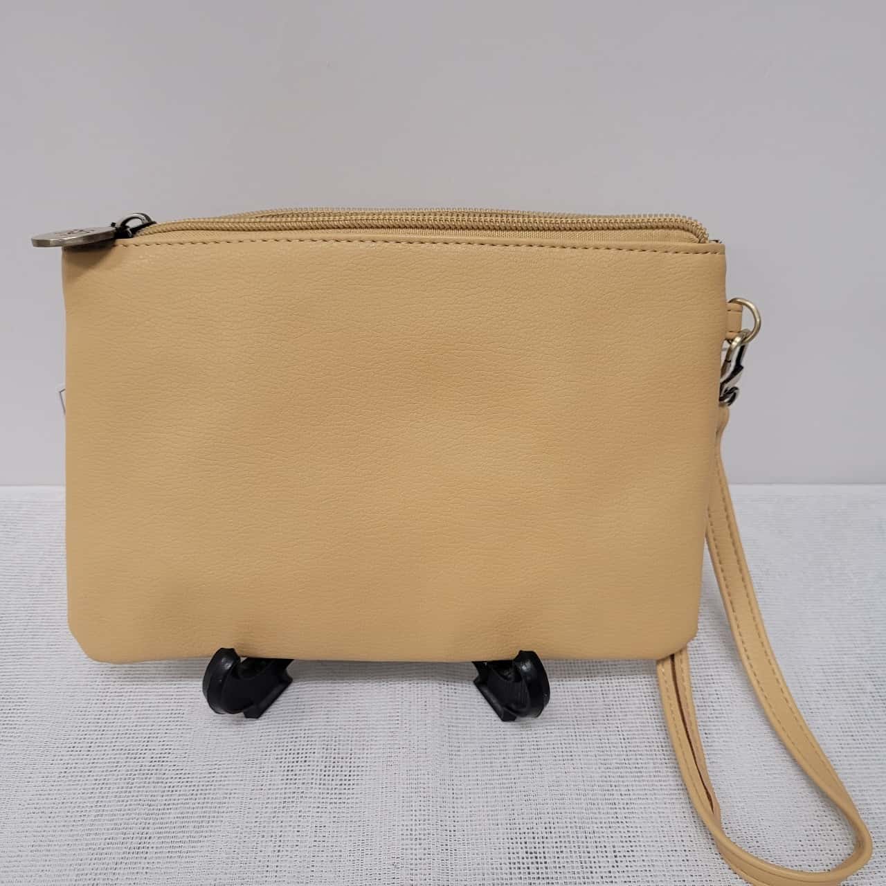 Black Caviar Layla Butter Purse (s)