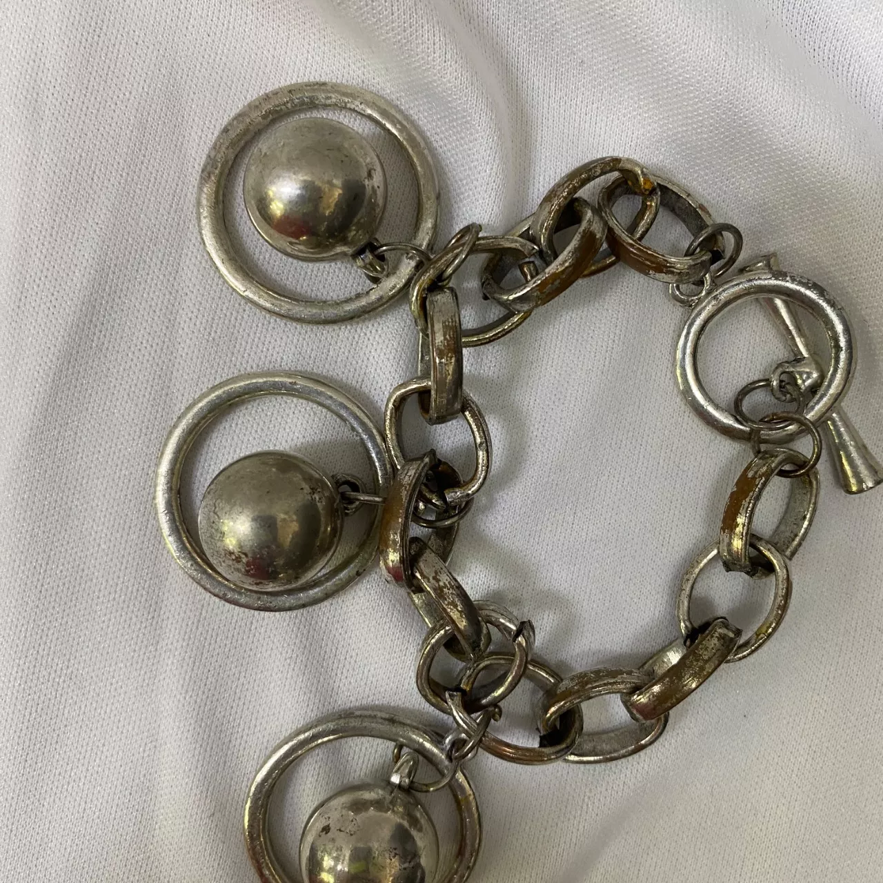 Women’s stainless-steel silver Bracelet - Used Good | Salvos Stores