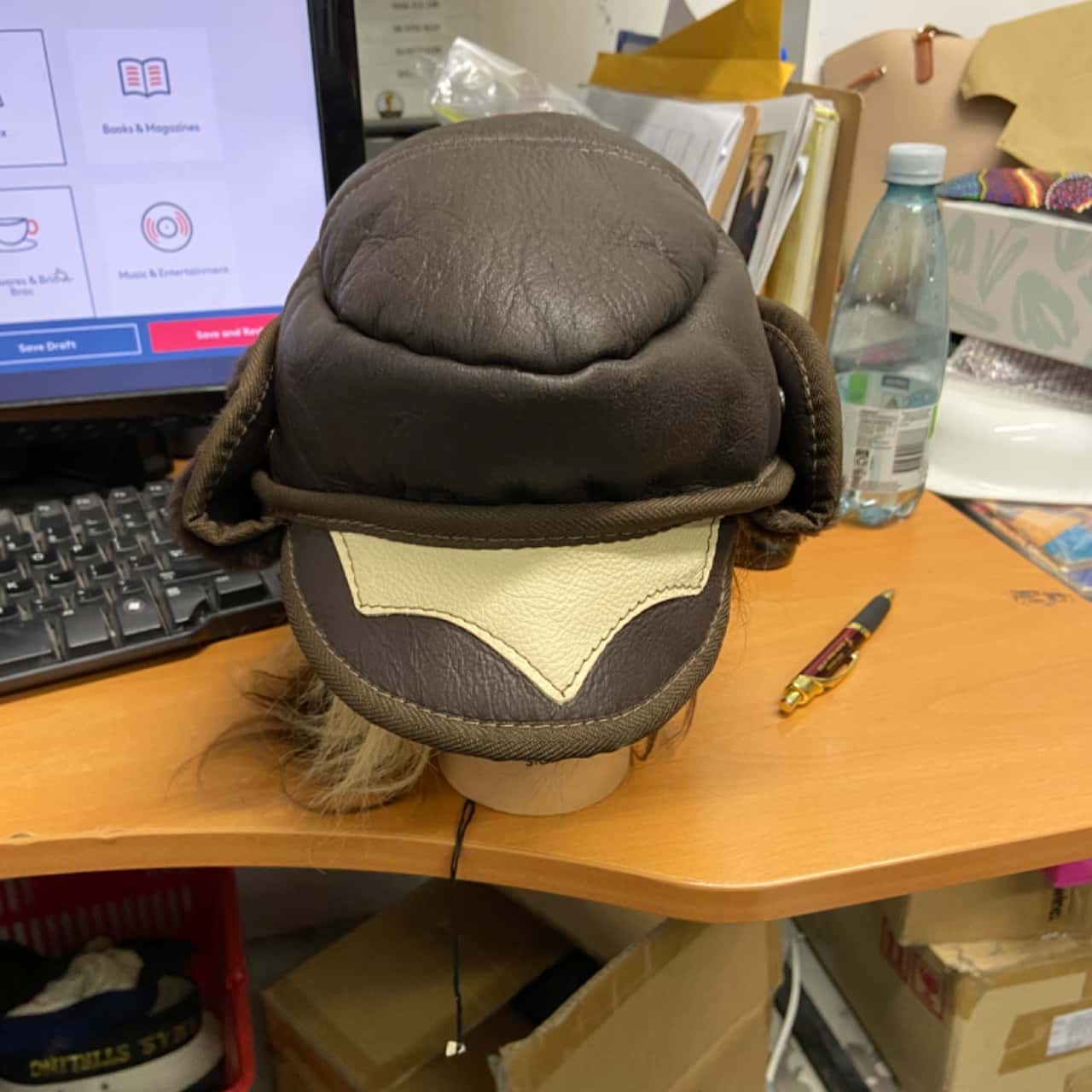 Yassi Unisex Winter Hat Leather Outer And Wool inside Size L Brown (s)