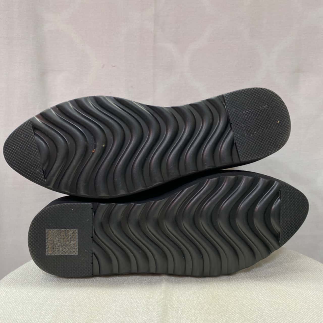 Women’s Guanghuiyuzu Size 39 Black & Gold Platform Shoes(s)