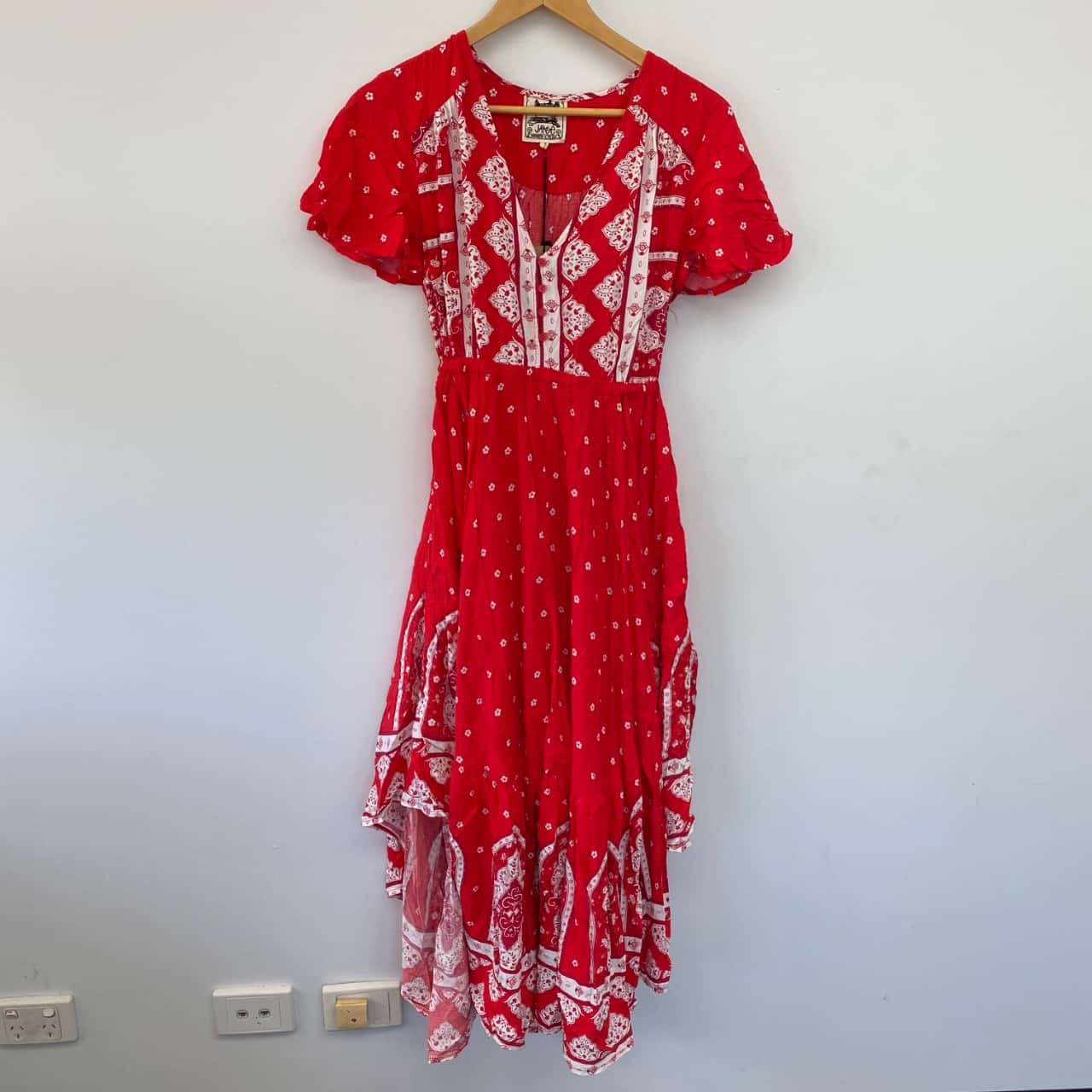Jaase Red Floral SHort Sleeve Midi Dress Size S