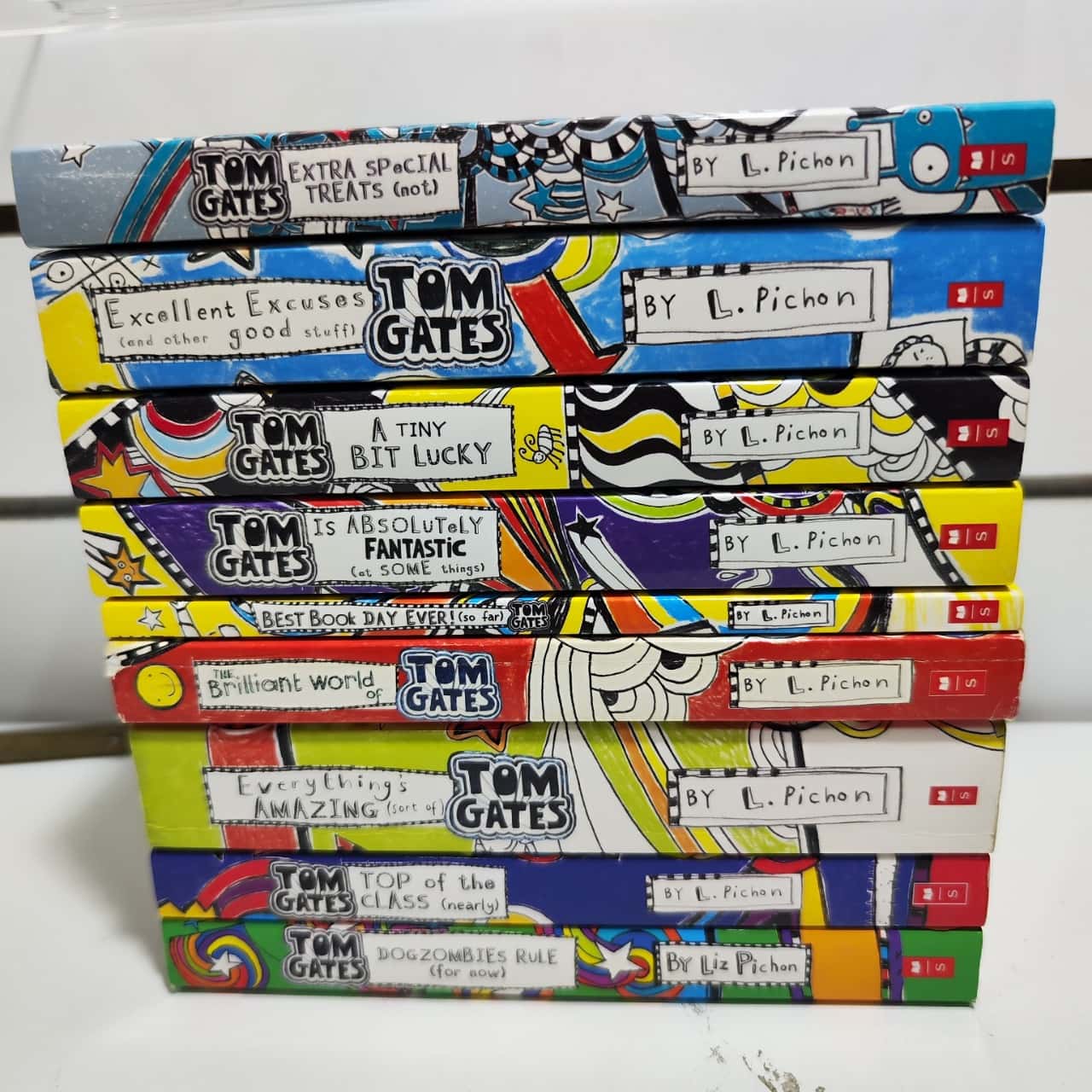 Tom Gates Books x9 (s)