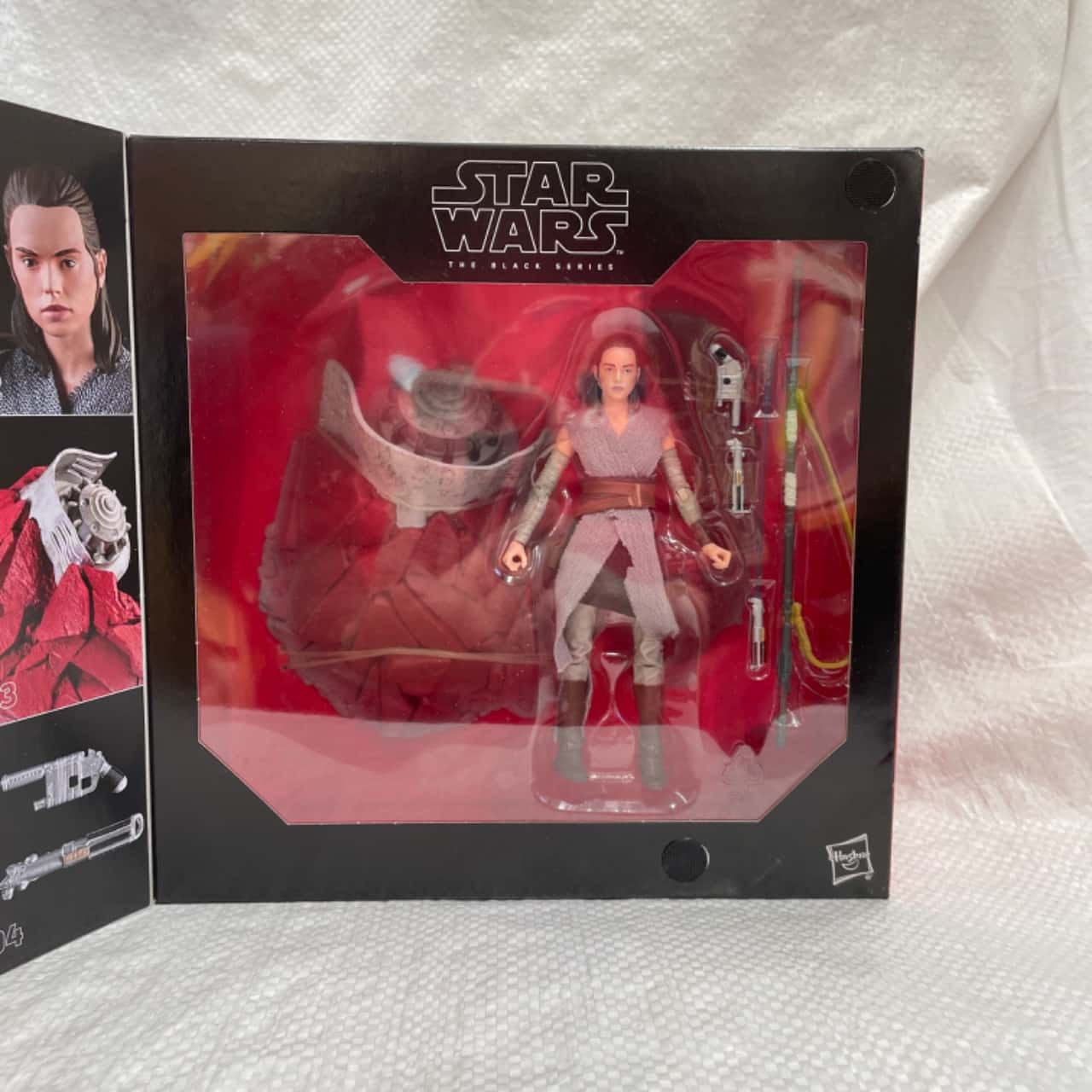 Star Wars The Black Series ‘Rey - Jedi Training - Crait’ - New in Box