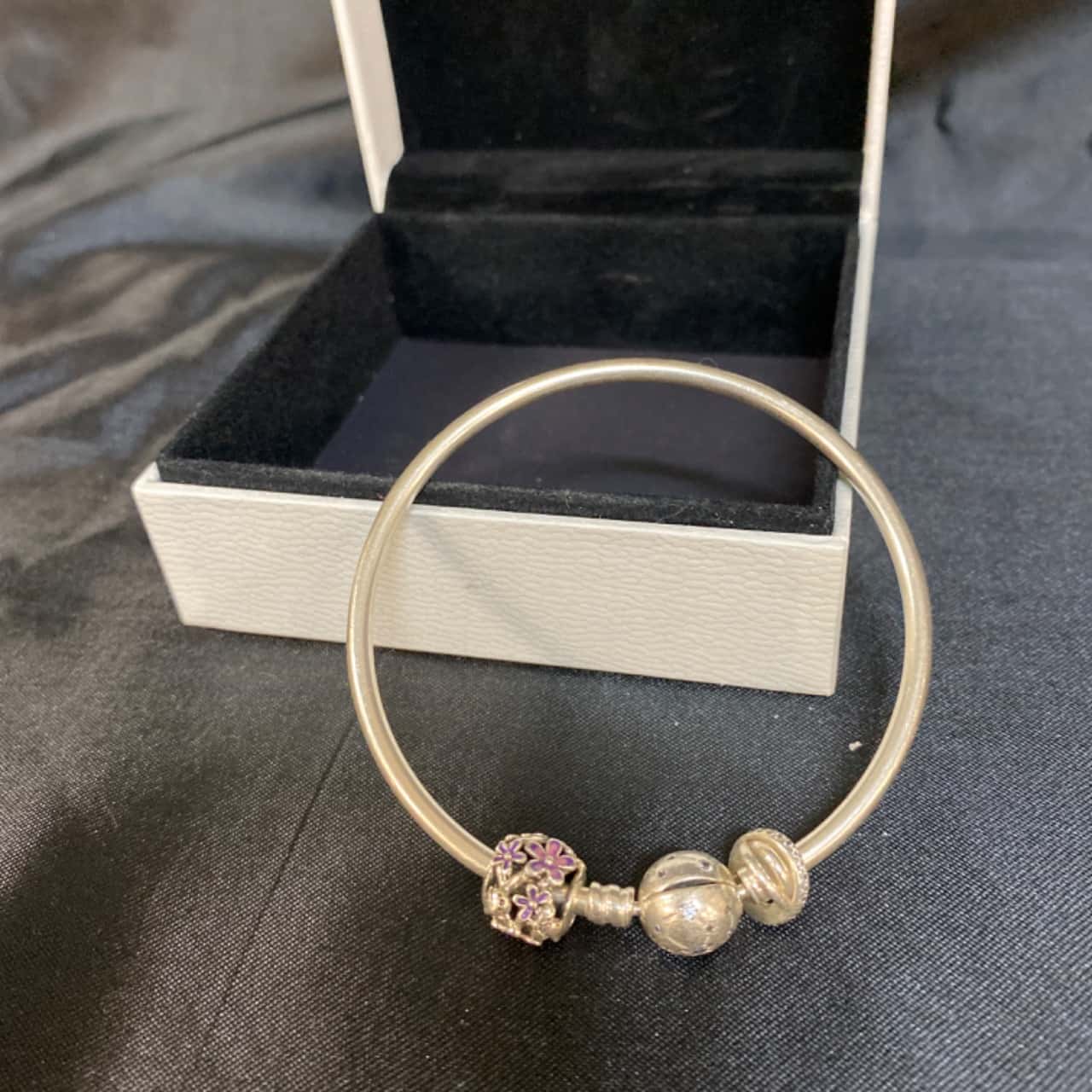 Sterling Silver Hallmarked 925 Ale - Womens Bracelet & 2 Charms(s)