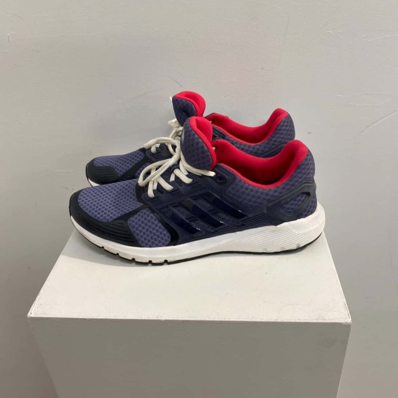 Adidas Womens Size 10 Black / Blue / White