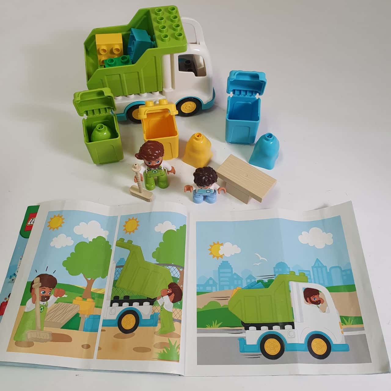 Lego Duplo 10945 Garbage Truck And Recycling - Retired(s)