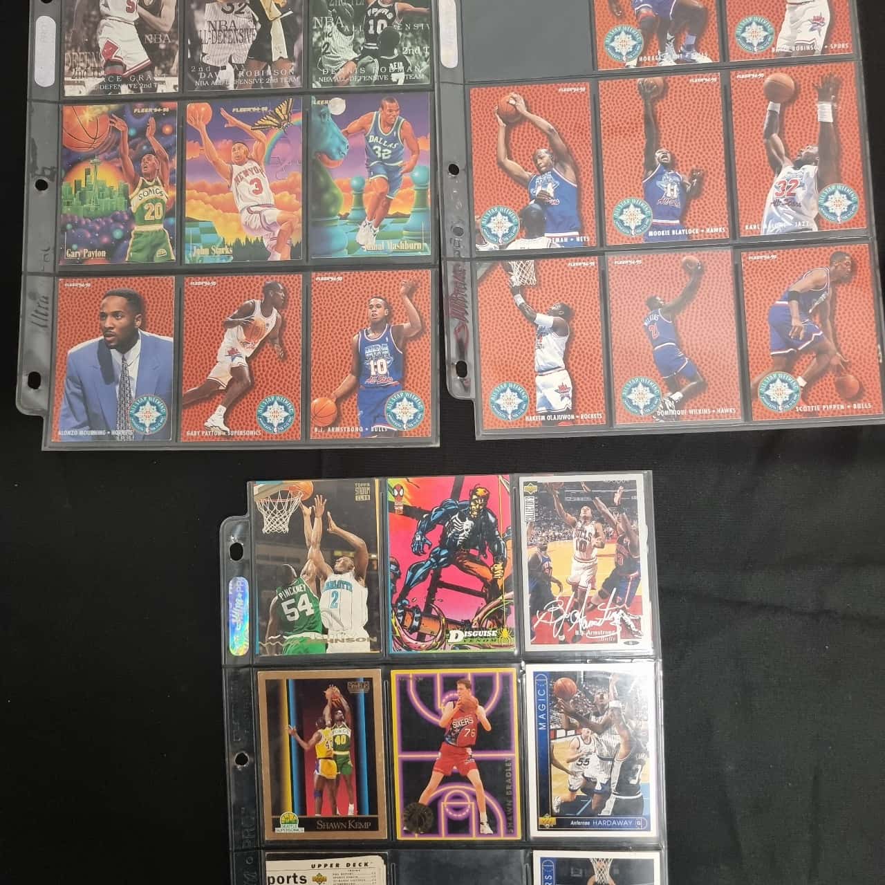 Assorted 94-95 Basketball Cards in plastic sleeves(s)
