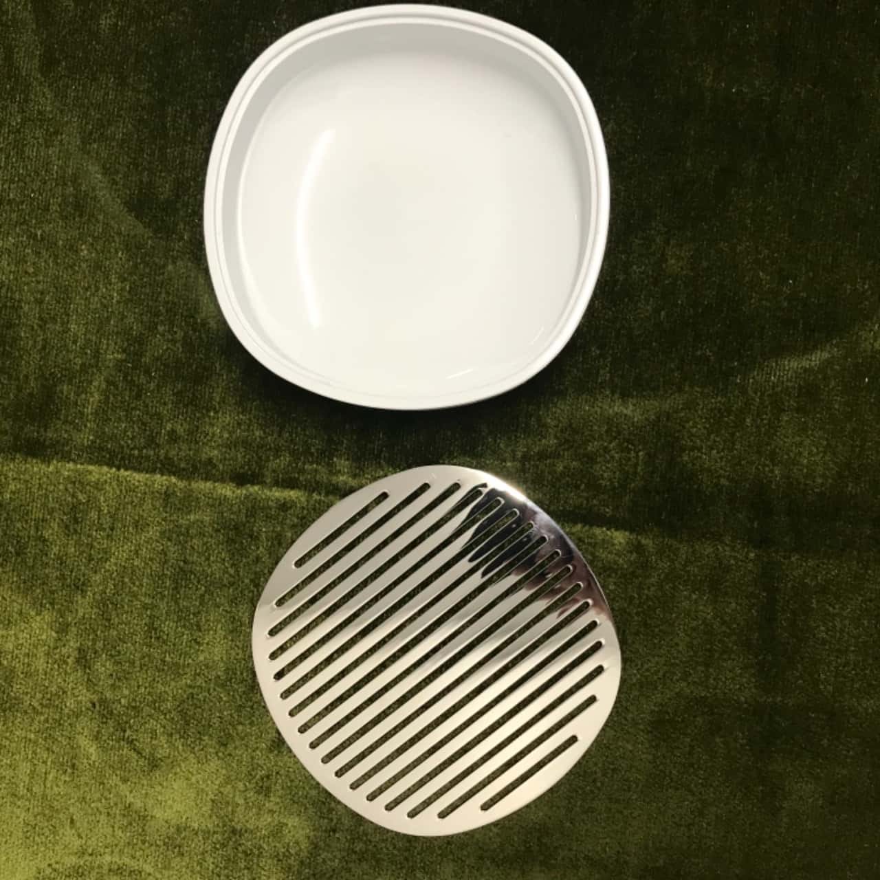 Alessi 2010 Piero Lissoni Soap Dish (s) - New Without Tags | Salvos Stores