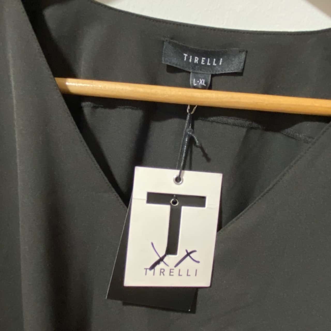 TIRELLI Womens Size L / XL Black Top(s)