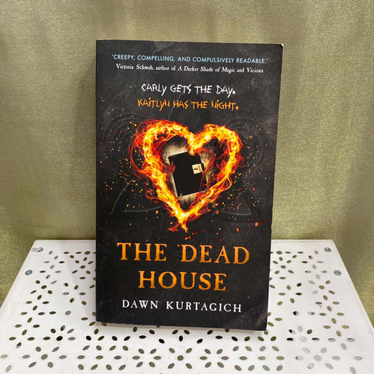The dead house (s)