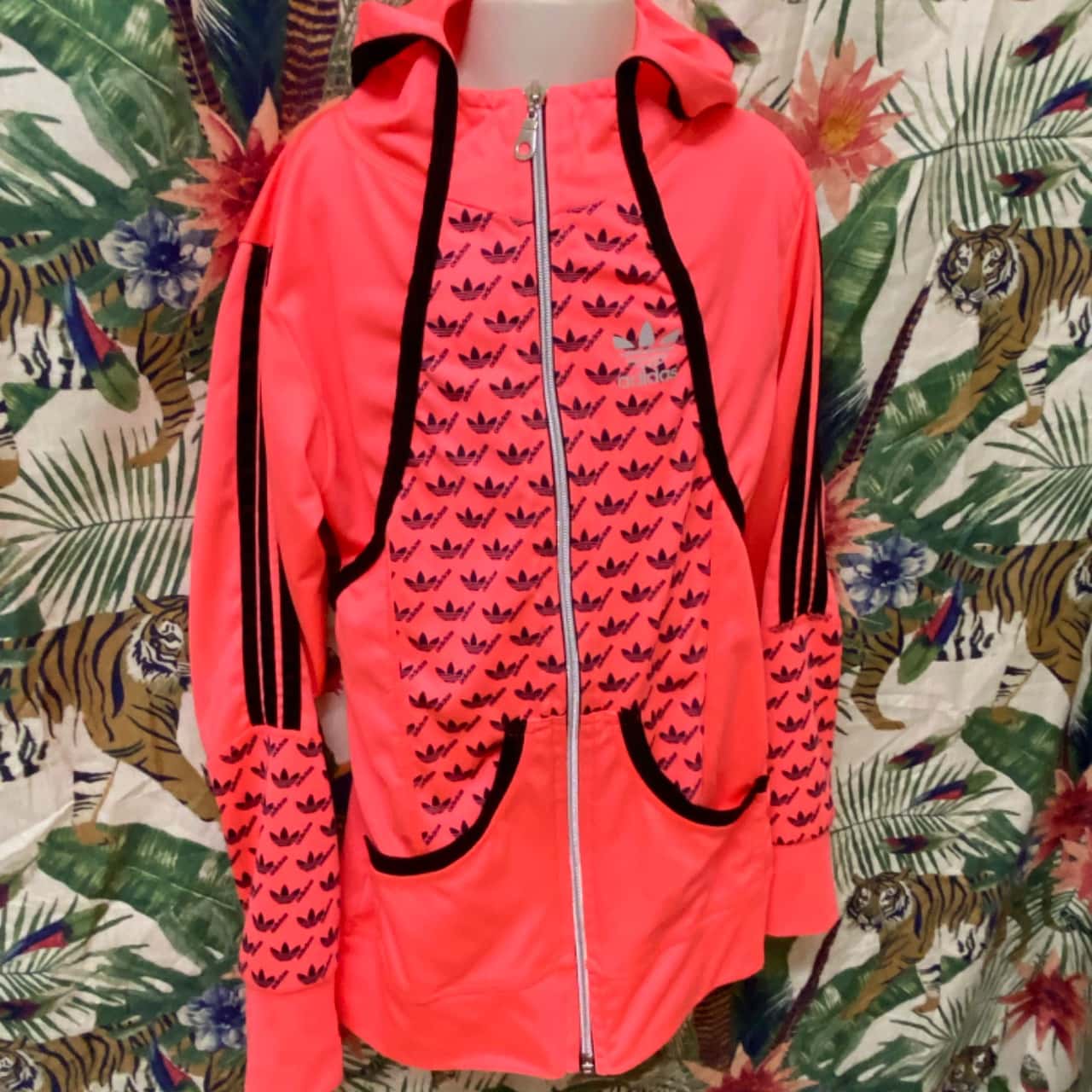 Adidas Kids Size 14 Sportswear 3 pce Set Black & Fleuro Pink (s)