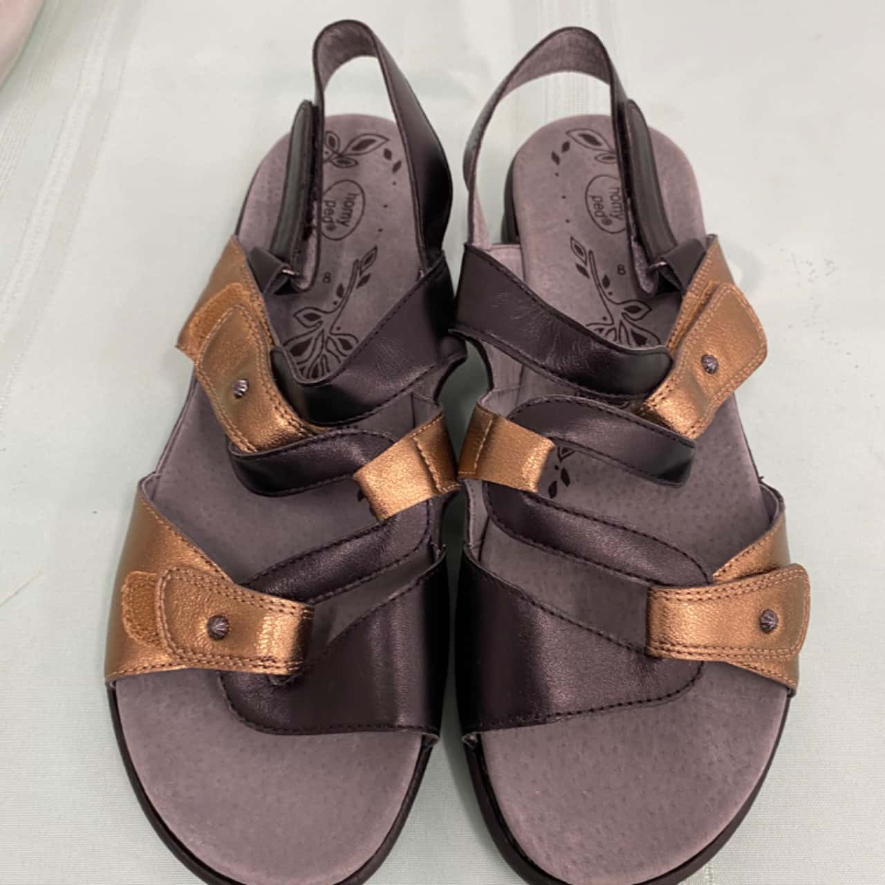 Womens Size 8 Black / Grey Slides (s)