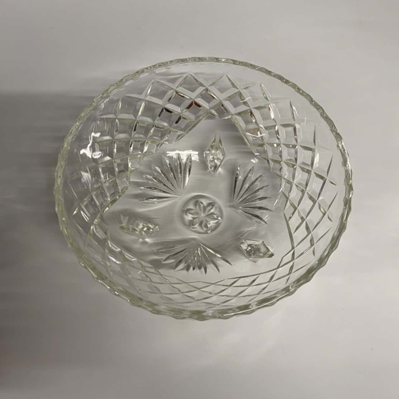 7 Piece Vintage Diamond Cut Glass Pattern Dessert Bowl Set