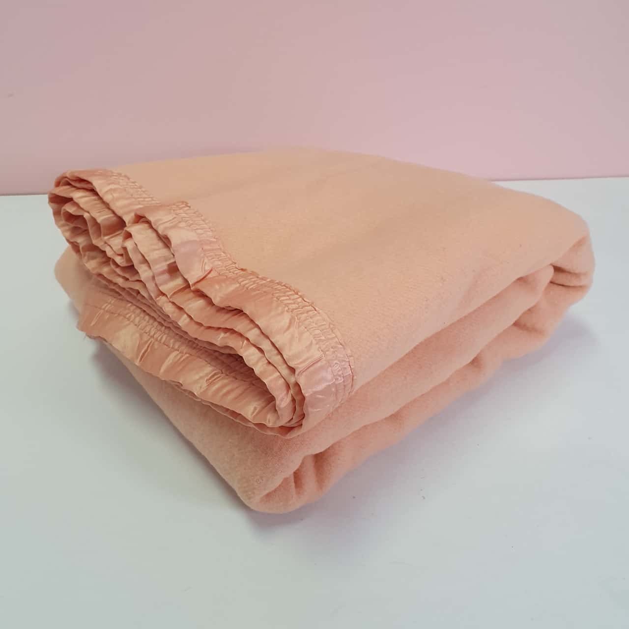 Vintage Queen Bed Wool Blanket Apricot (s)