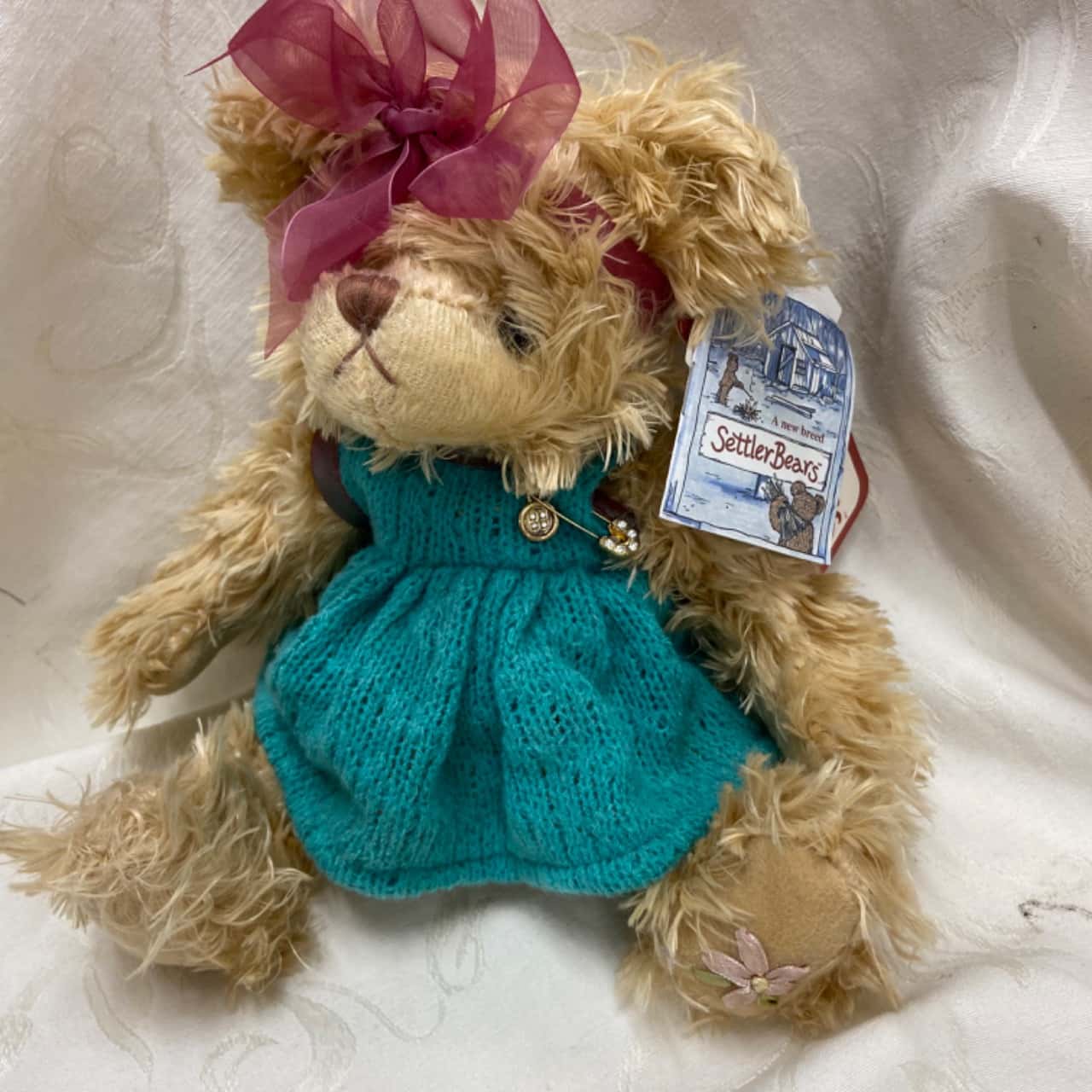 Settlers Bear Millie(s)