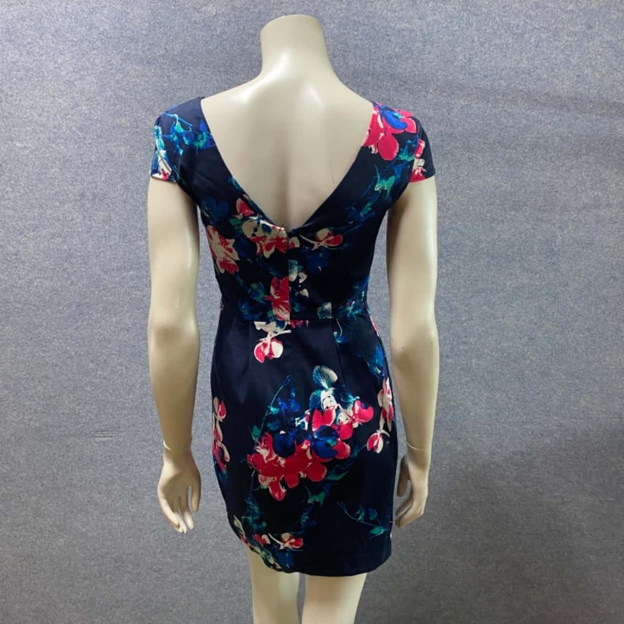 Tokito Womens Size 6 Floral Dress Multicoloured/Navy Blue/Pink (s)