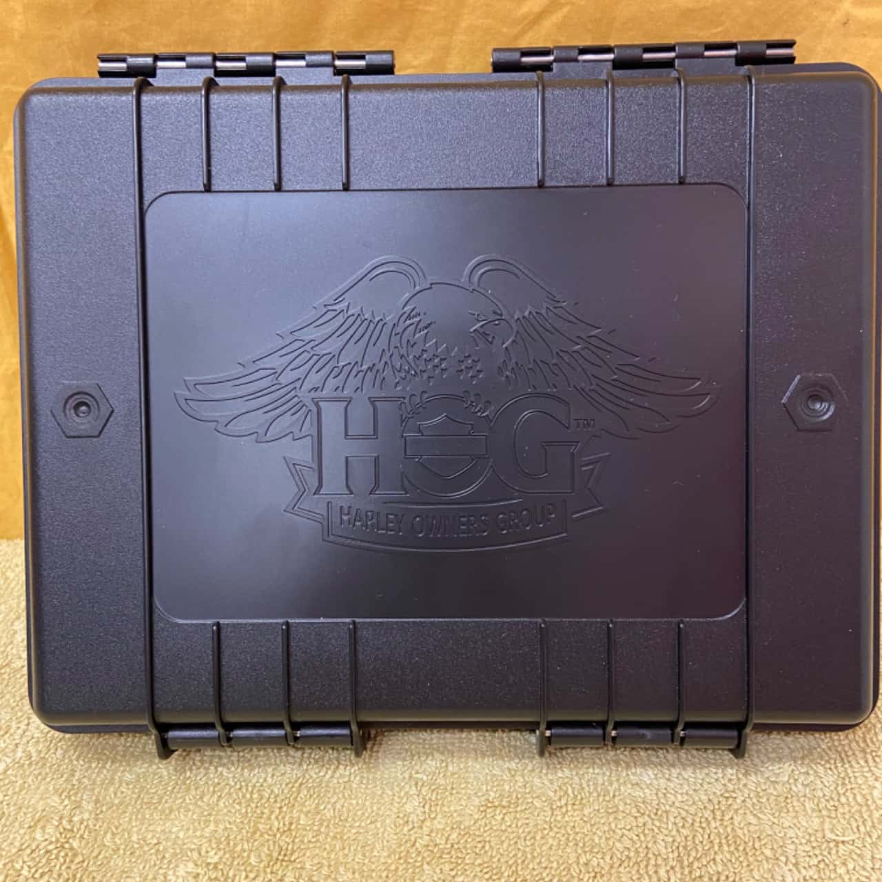 Harley Davidson Unisex Hog Badge and Pins(s)