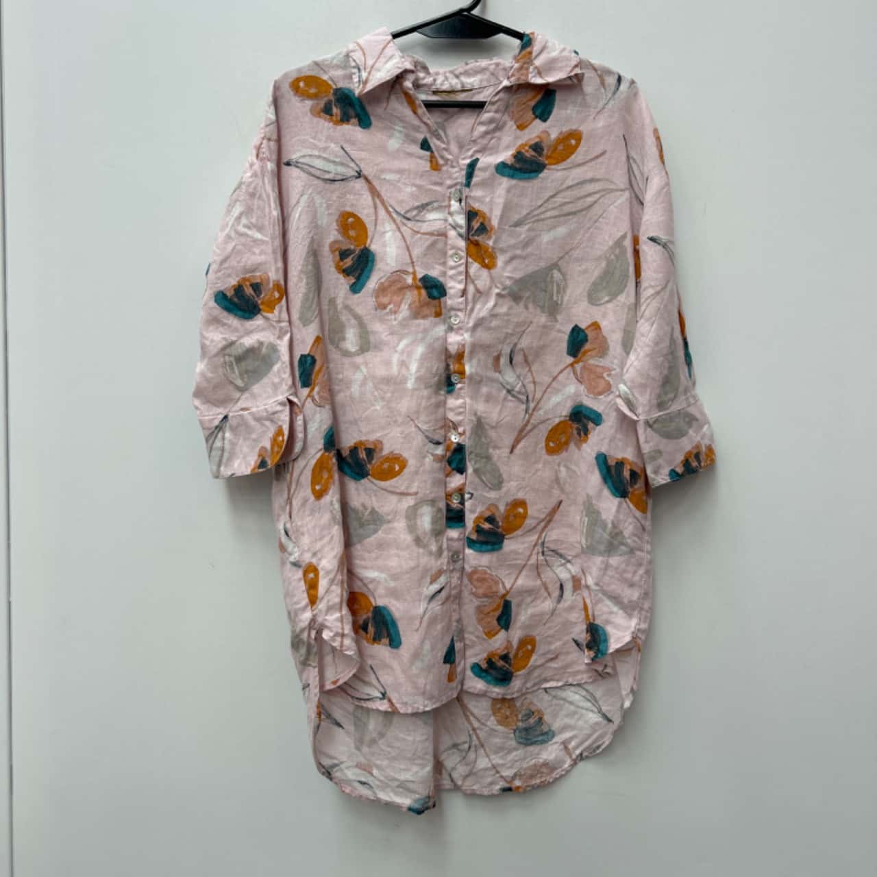 Floral / Pink Shirt - M/L