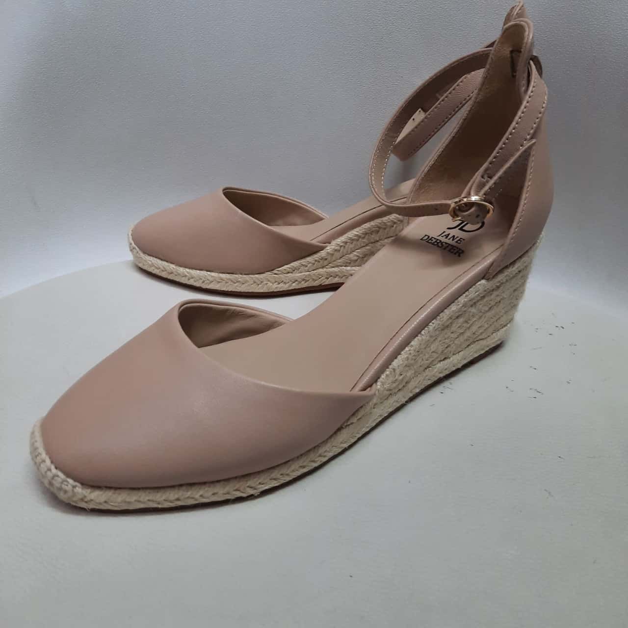 JANE DEBSTER 'Peru' Wedge in Nude Leather Size 38(s)