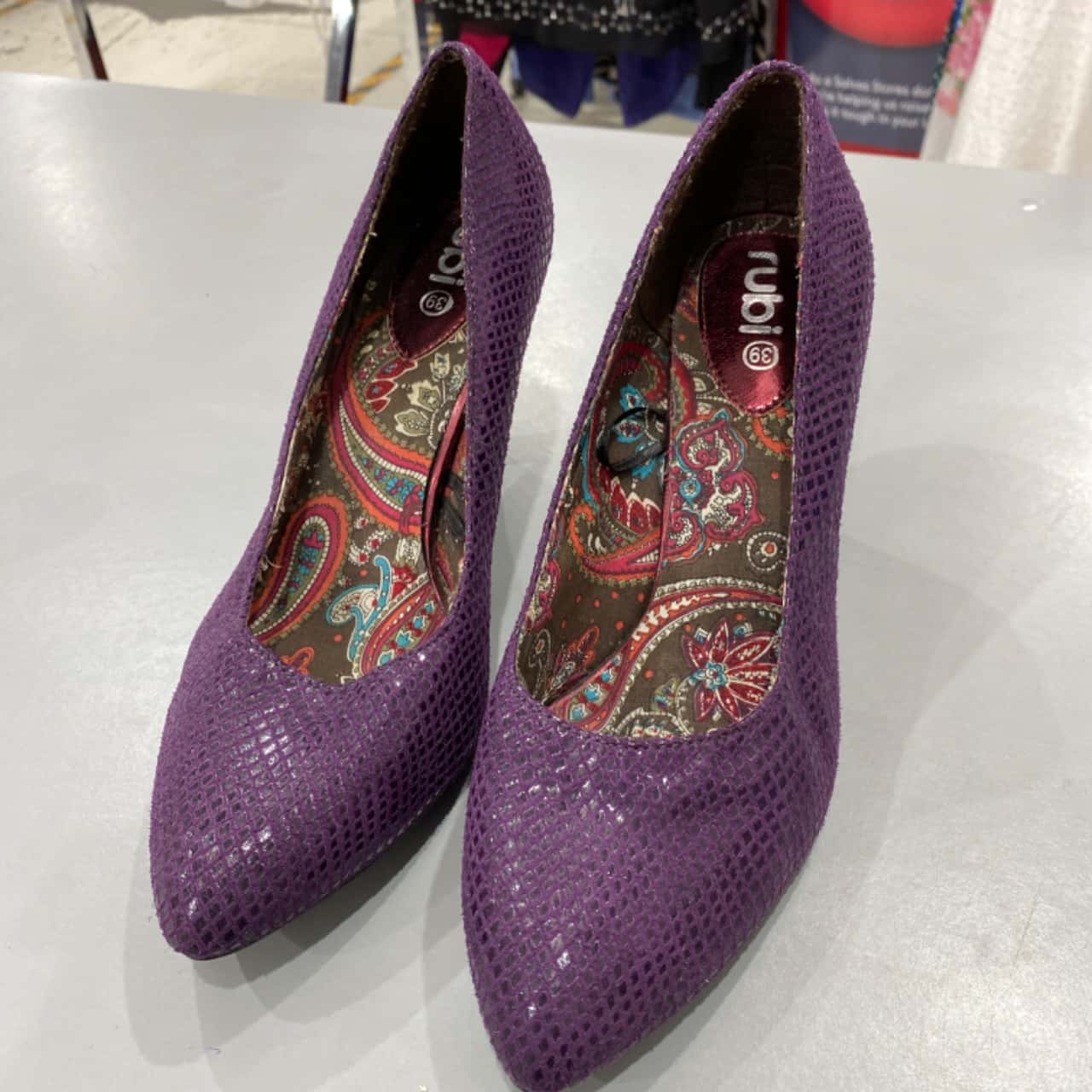 Rubi Womens Purple Heels Size 39