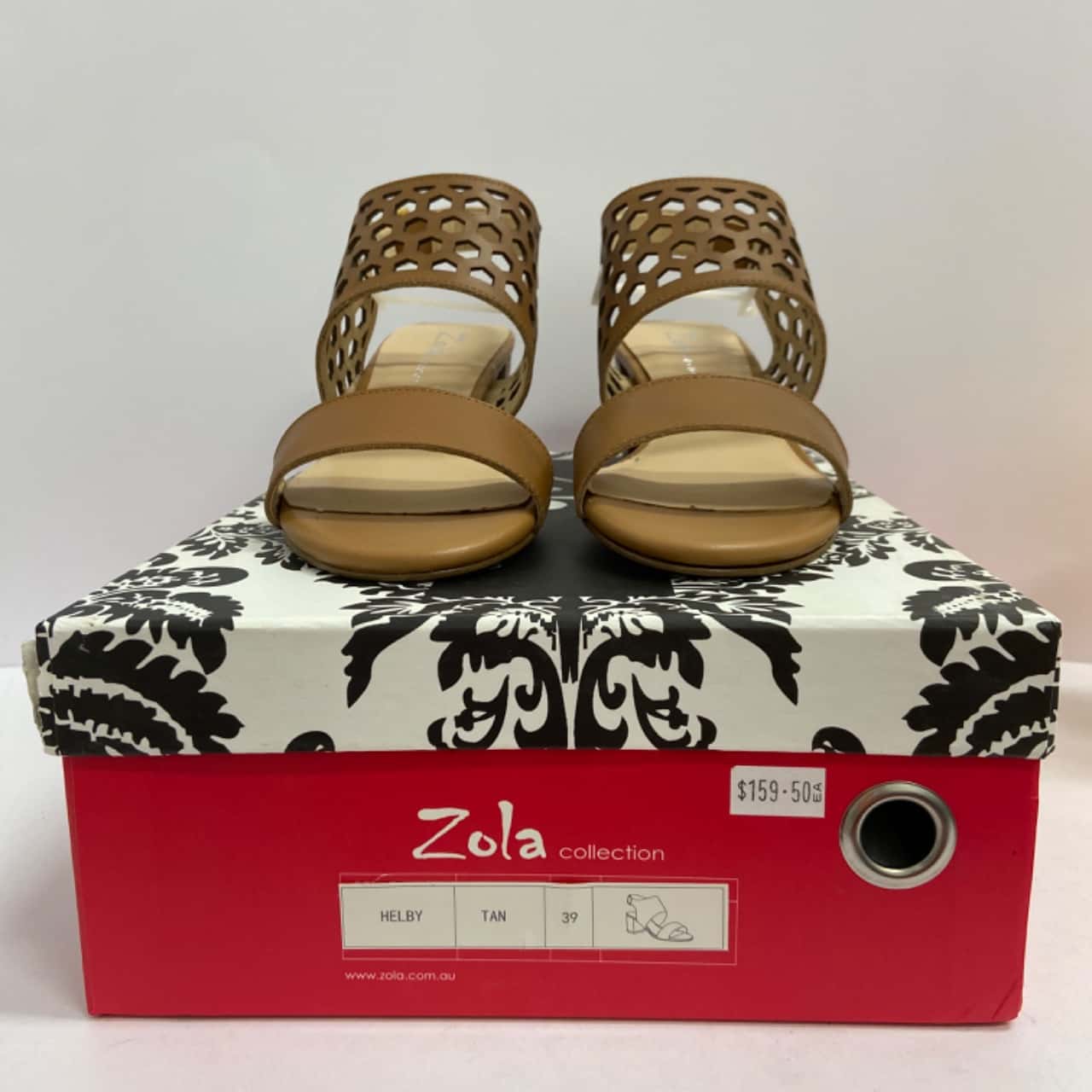 NEW Zola Womens Size 39 Beige Leather Sandals(s)