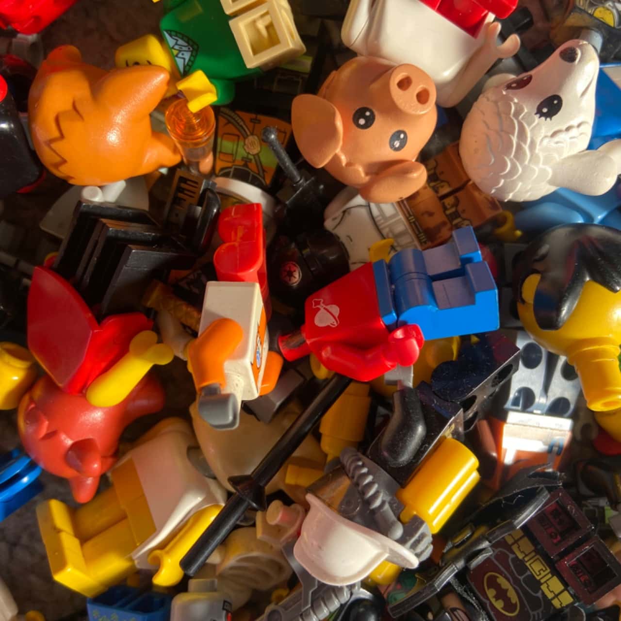 Lego by the scoop - Random Lego Minifig(s)