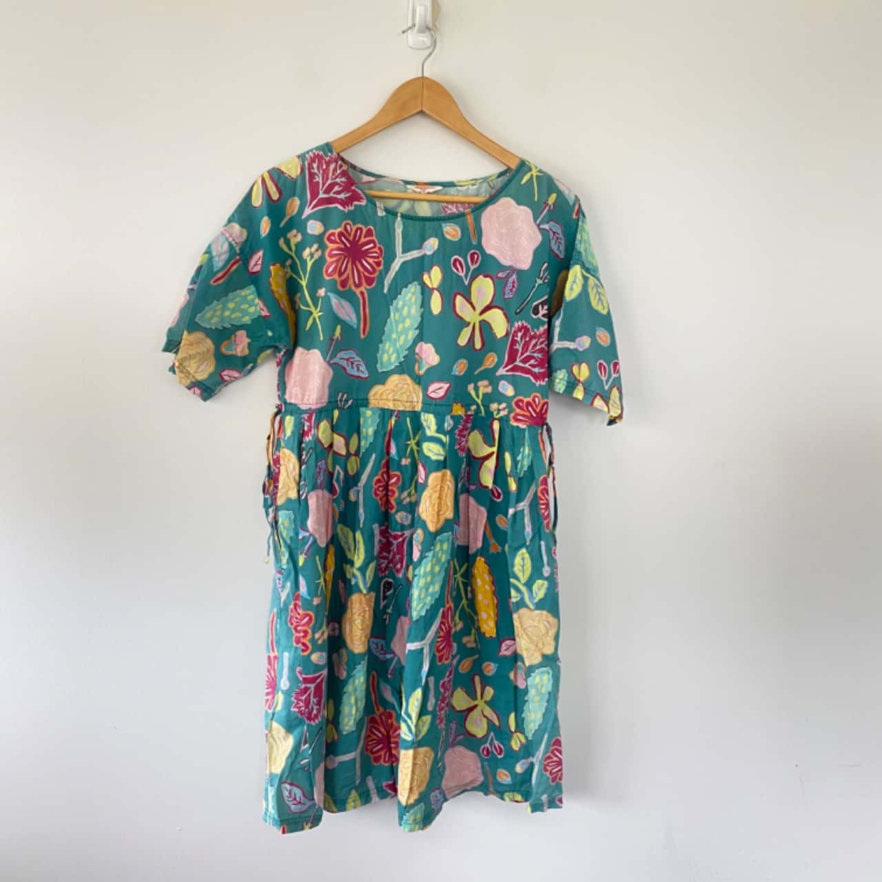 Gorman Colourful Pattern Short Sleeve Midi Dress Size 6 / XS (s)