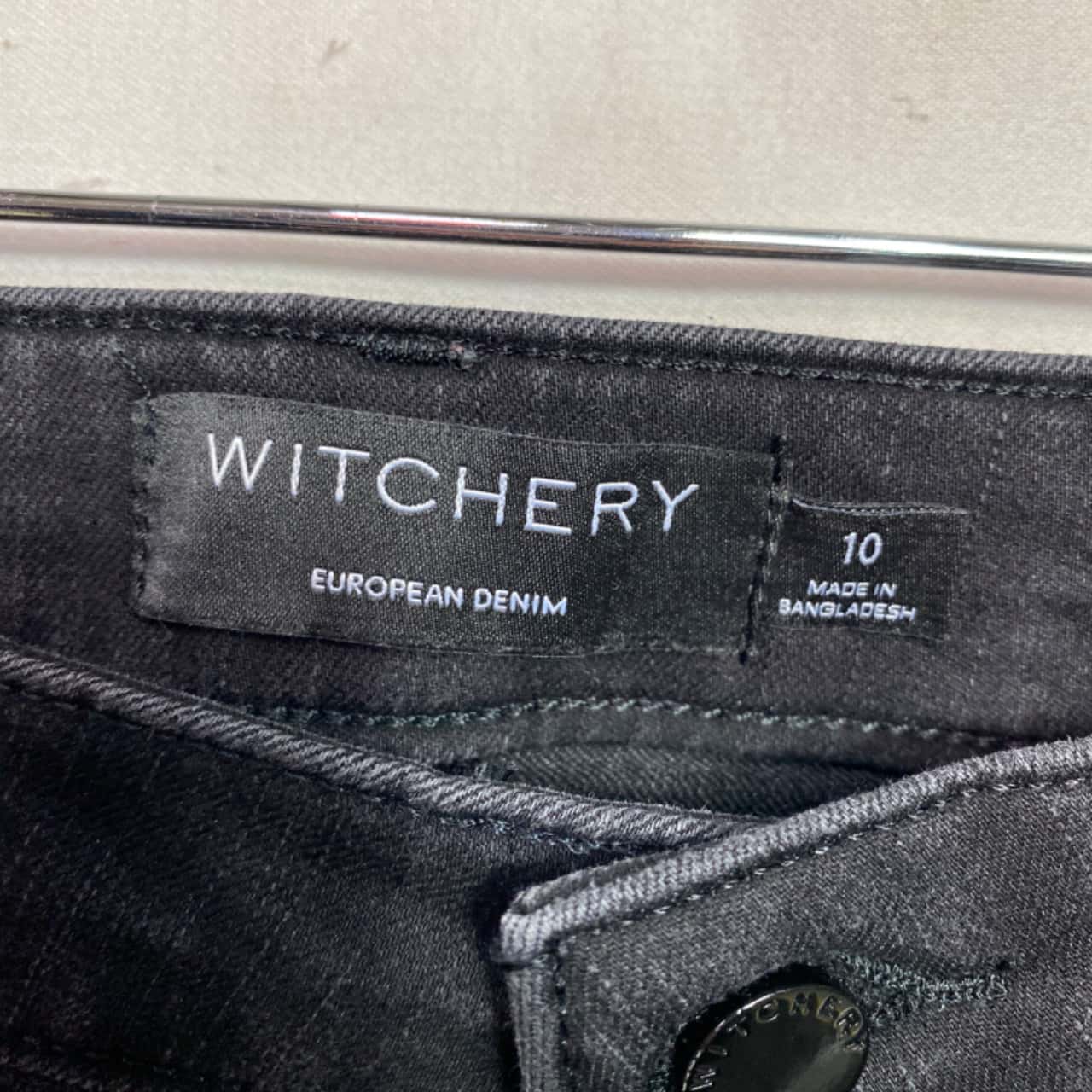 Women’s Witchery Size 10 High-Waisted Black Skinny Jeans(s)