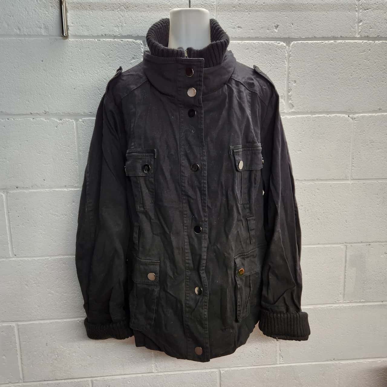 City Chic Womens Size XL Front Zipper / Winter Jacket Black (s)