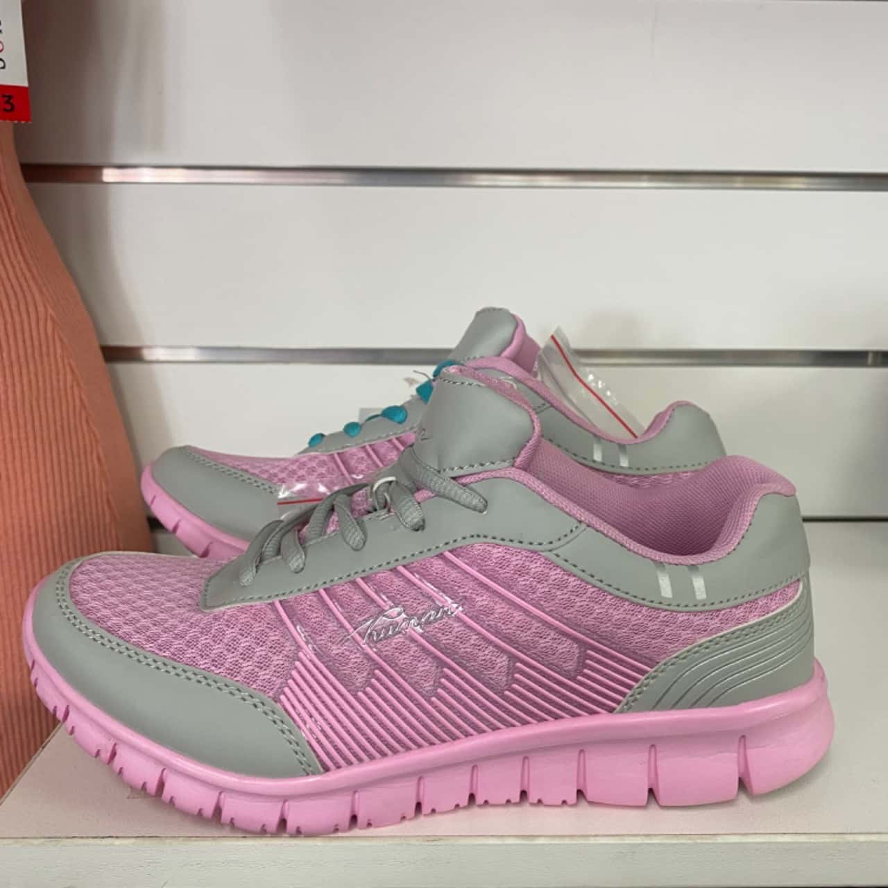 Girls sneakers Pink/Grey size US 5 (s)