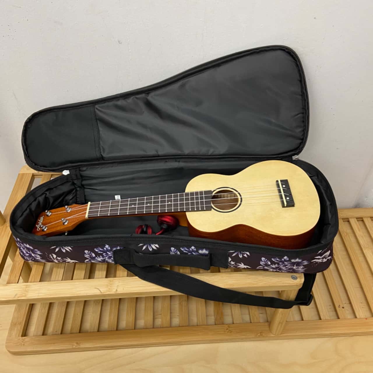 Ashton Ukulele With Carry Case (s) - Used As New | Salvos Stores