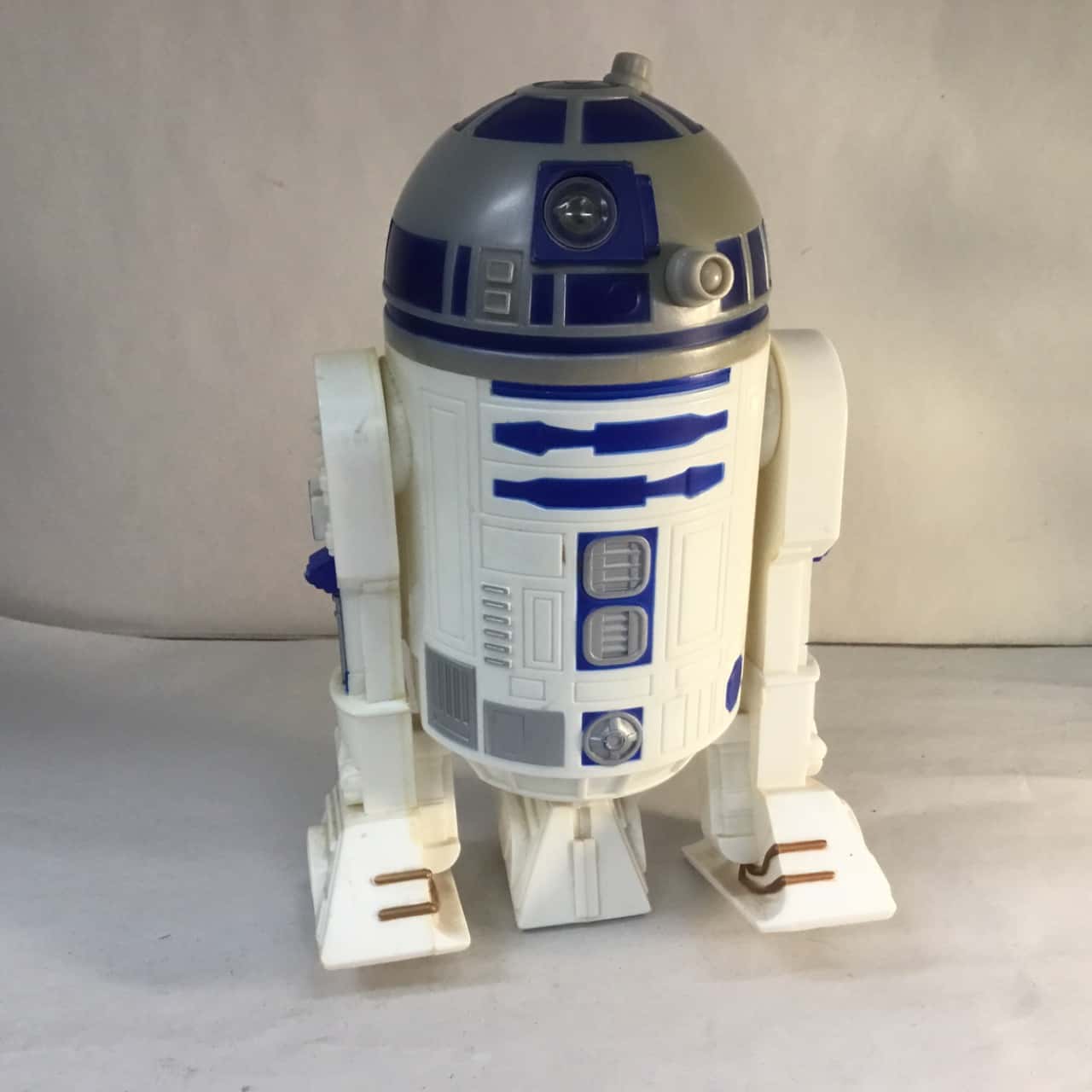 Vintage Grosvenor UK Lucas Film R2D2 Star Wars(s)