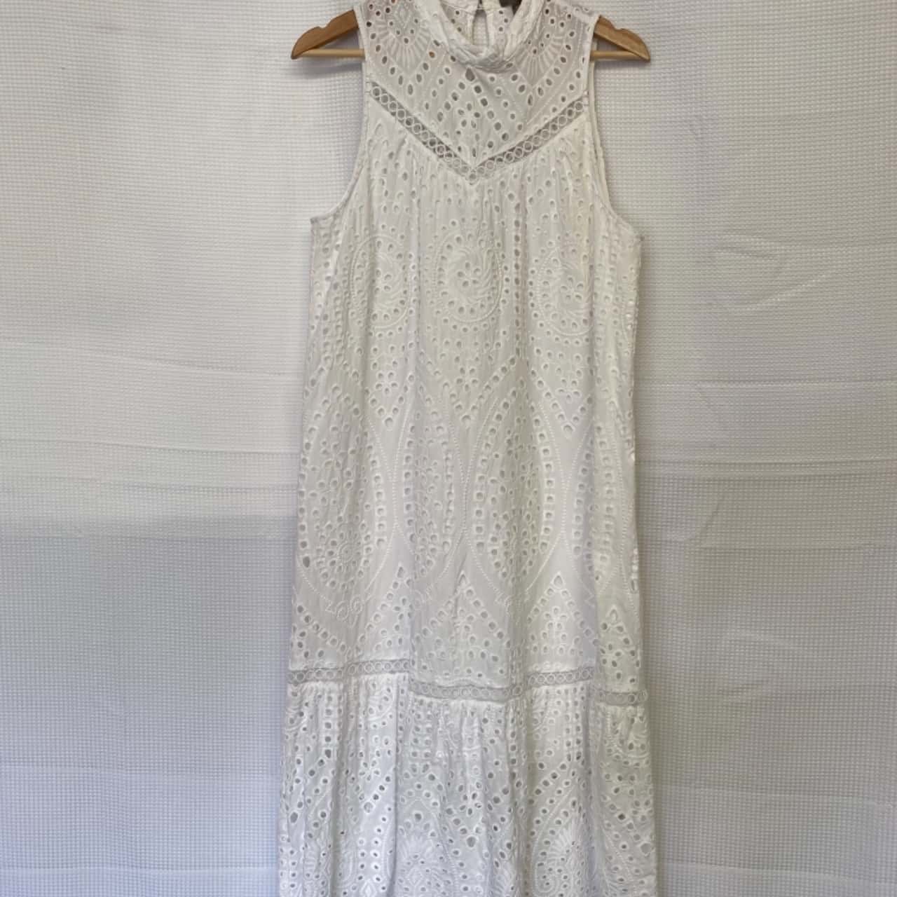 Sussan Womens Size 10 Sleeveless Lace Dress White