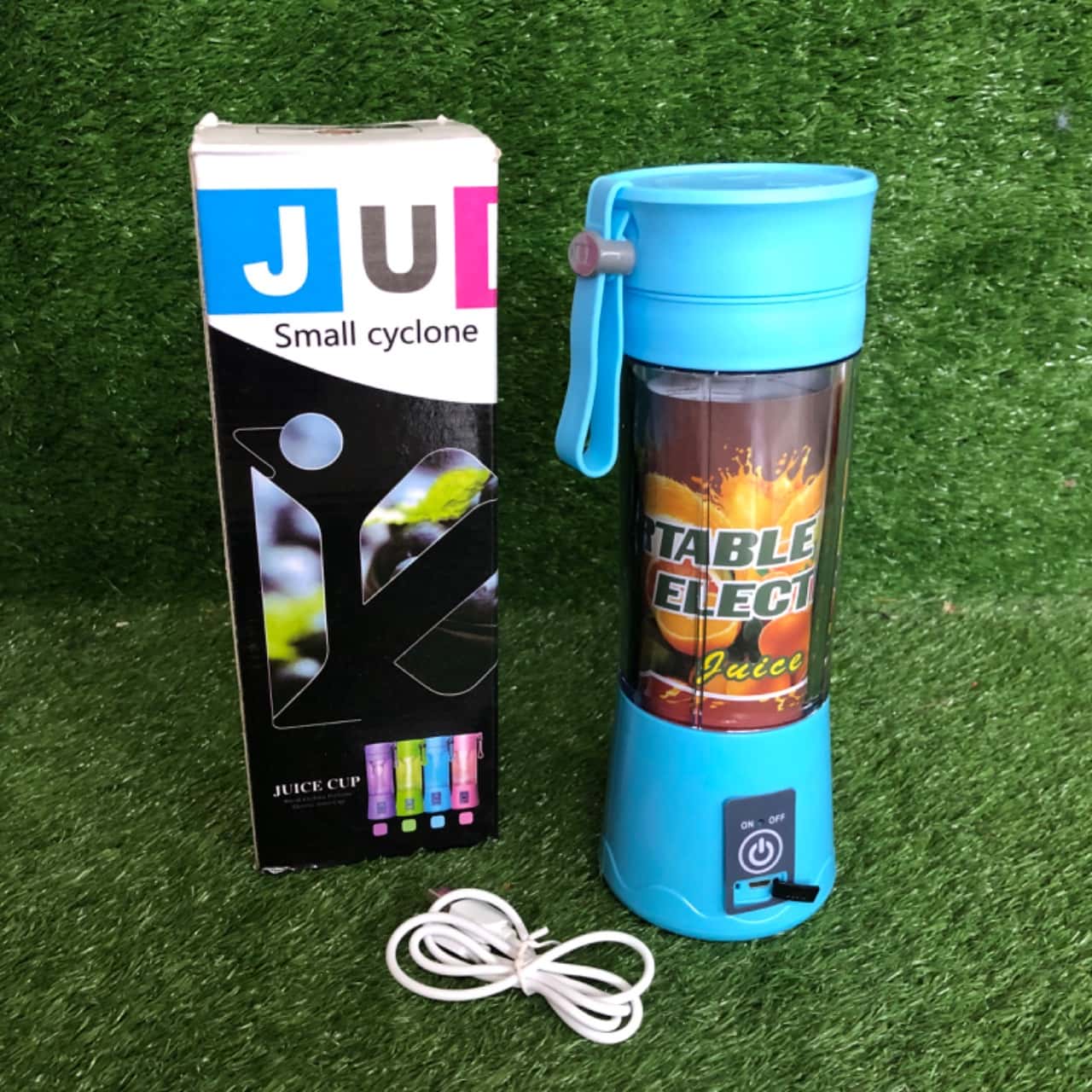 Cyclone Portable Blue Electric Juicer (New in Box)(s)