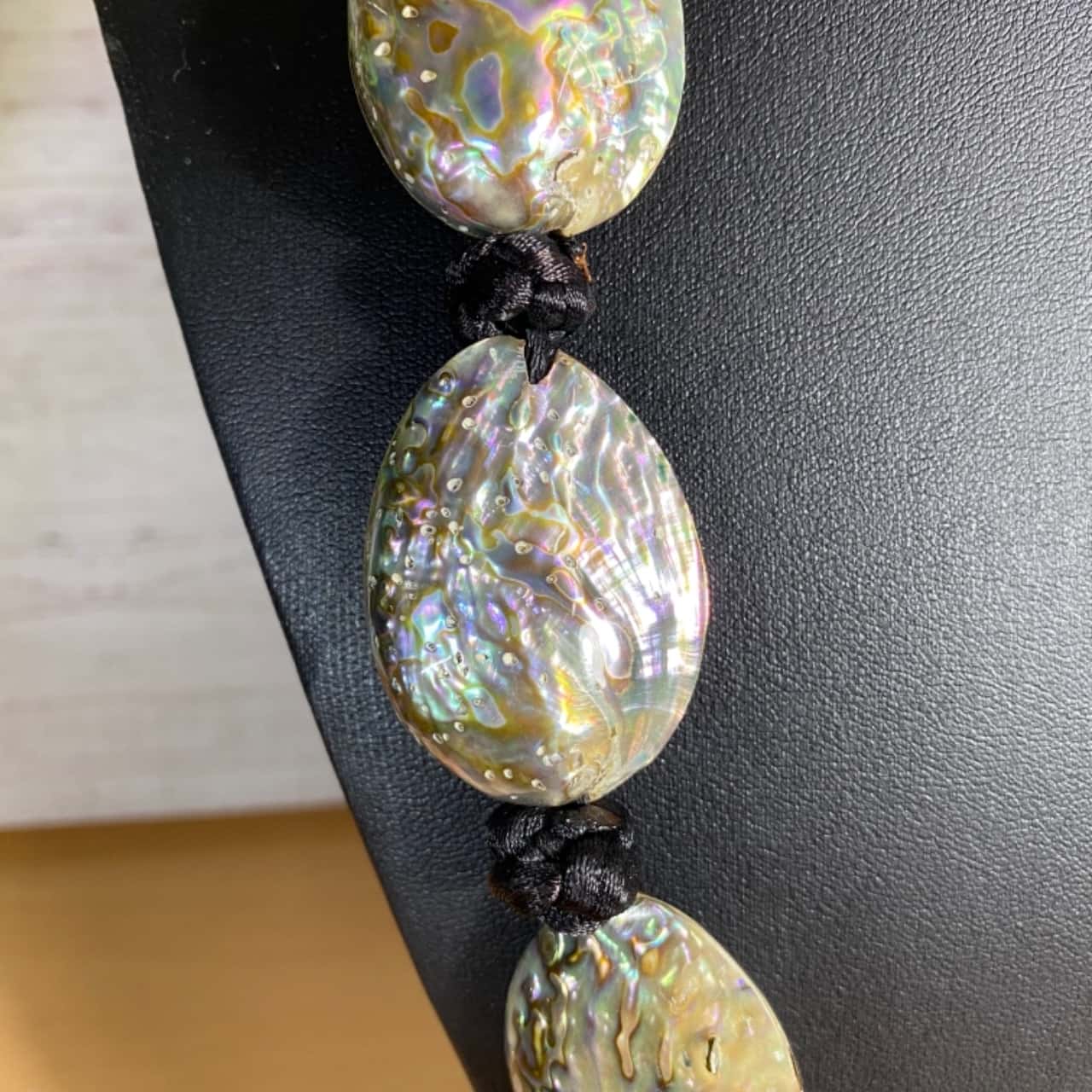 Womens Abalone shell Necklaces Multicoloured (s)