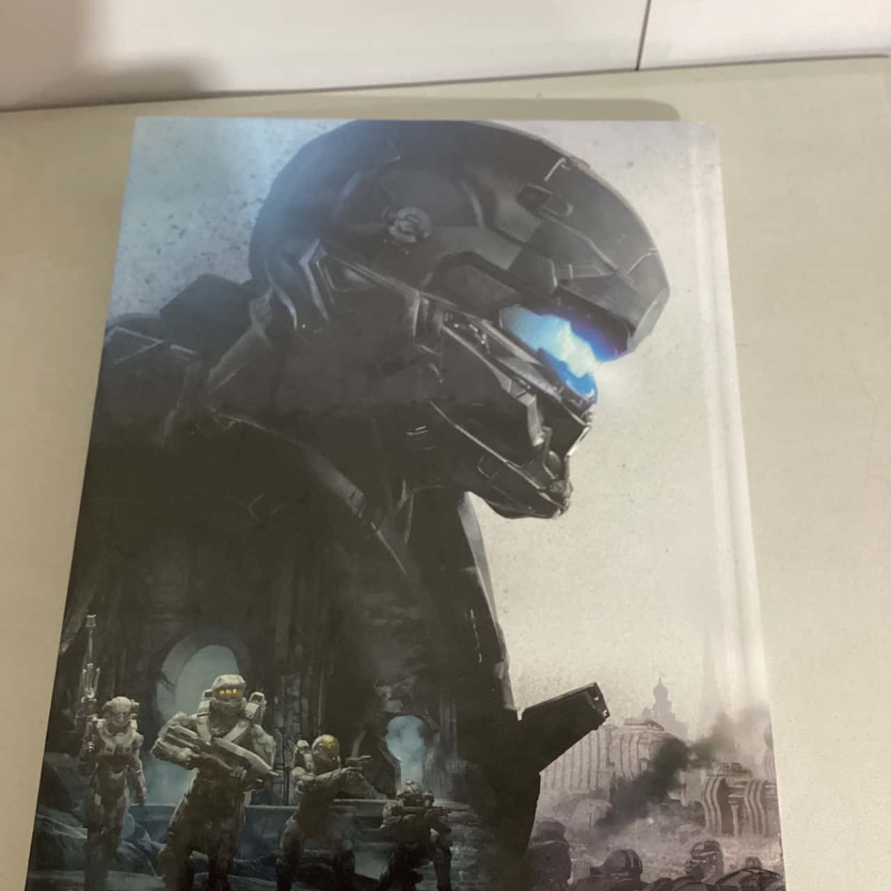 Halo 5 Guardians Collectors Edition Strategy Guide Book