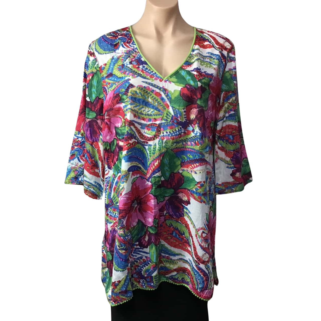 Reduced Resort Womens Size M White Multicoloured Floral Pattern
