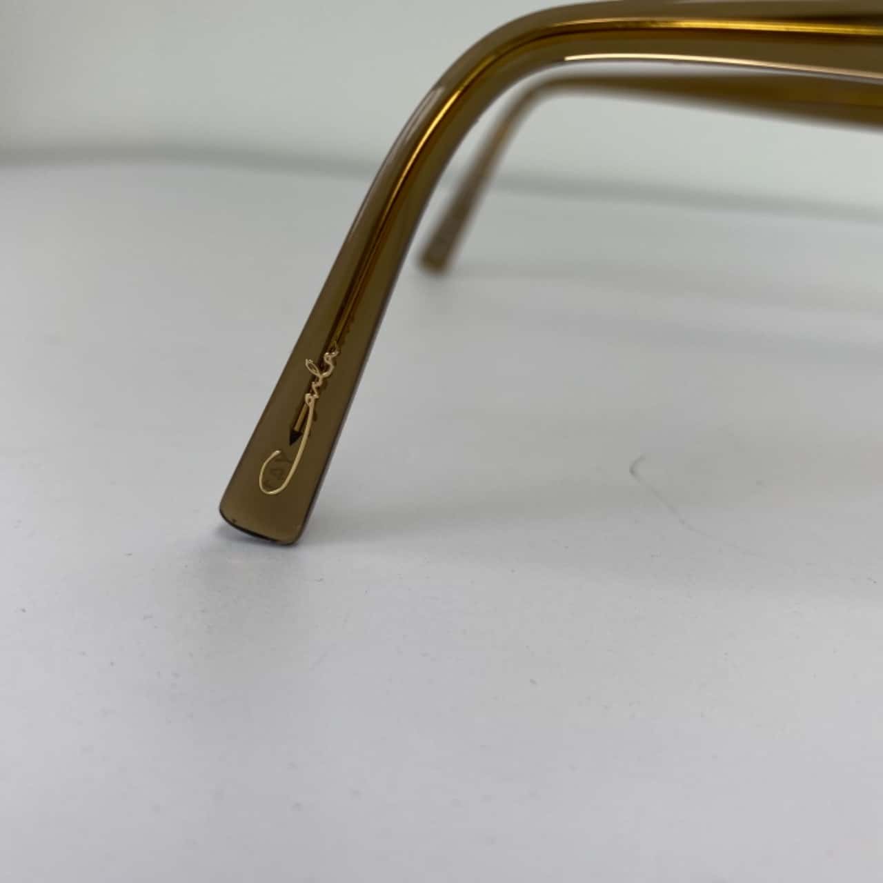 NWOT Carla Zampatti Sun RX 21 Sunglasses Brown/ Gold (s)