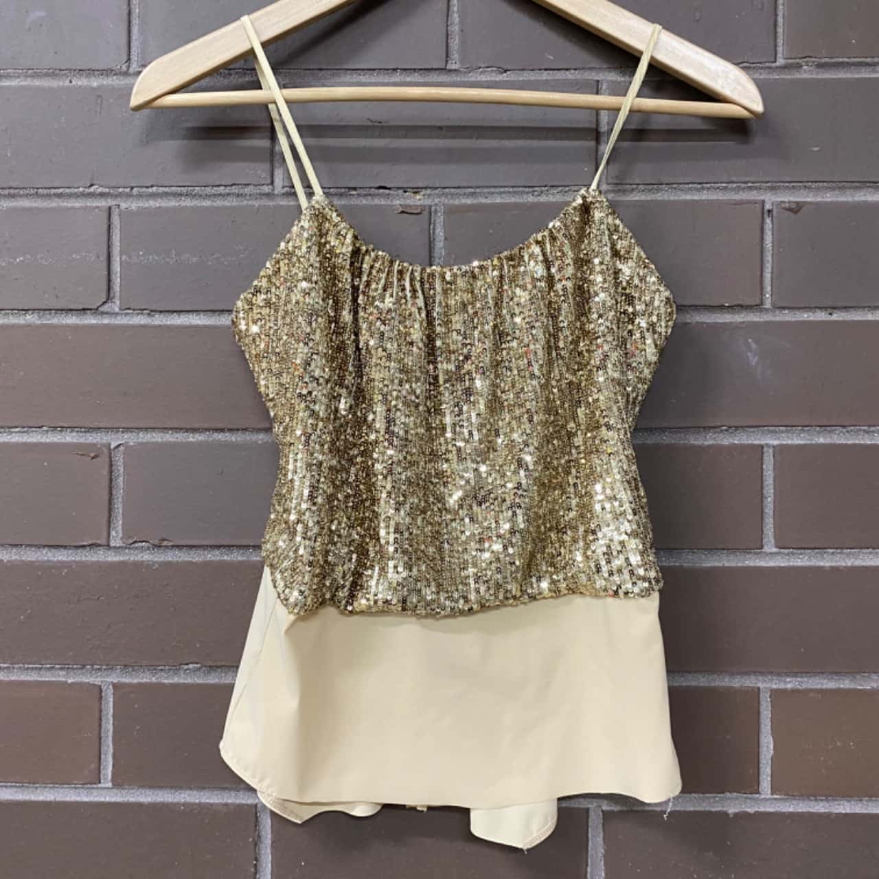 Balmain Paris Womens Size 36 Gold Sequin Sleeveless Top(s)