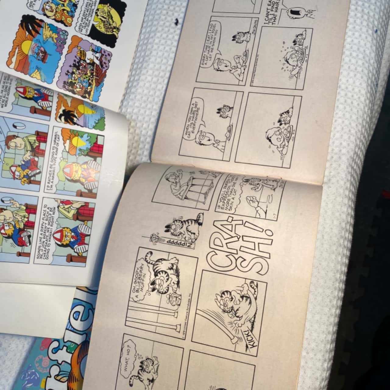 Garfield original Jim Davis comics from 85 to 89 4x bulk bundle (s)