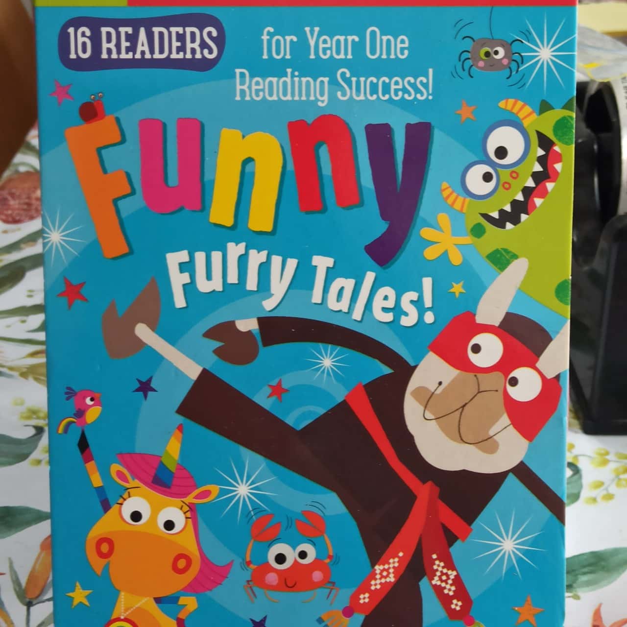 Funny Furry Tales Scholastic 16 Readers Great condition, Missing poster ...