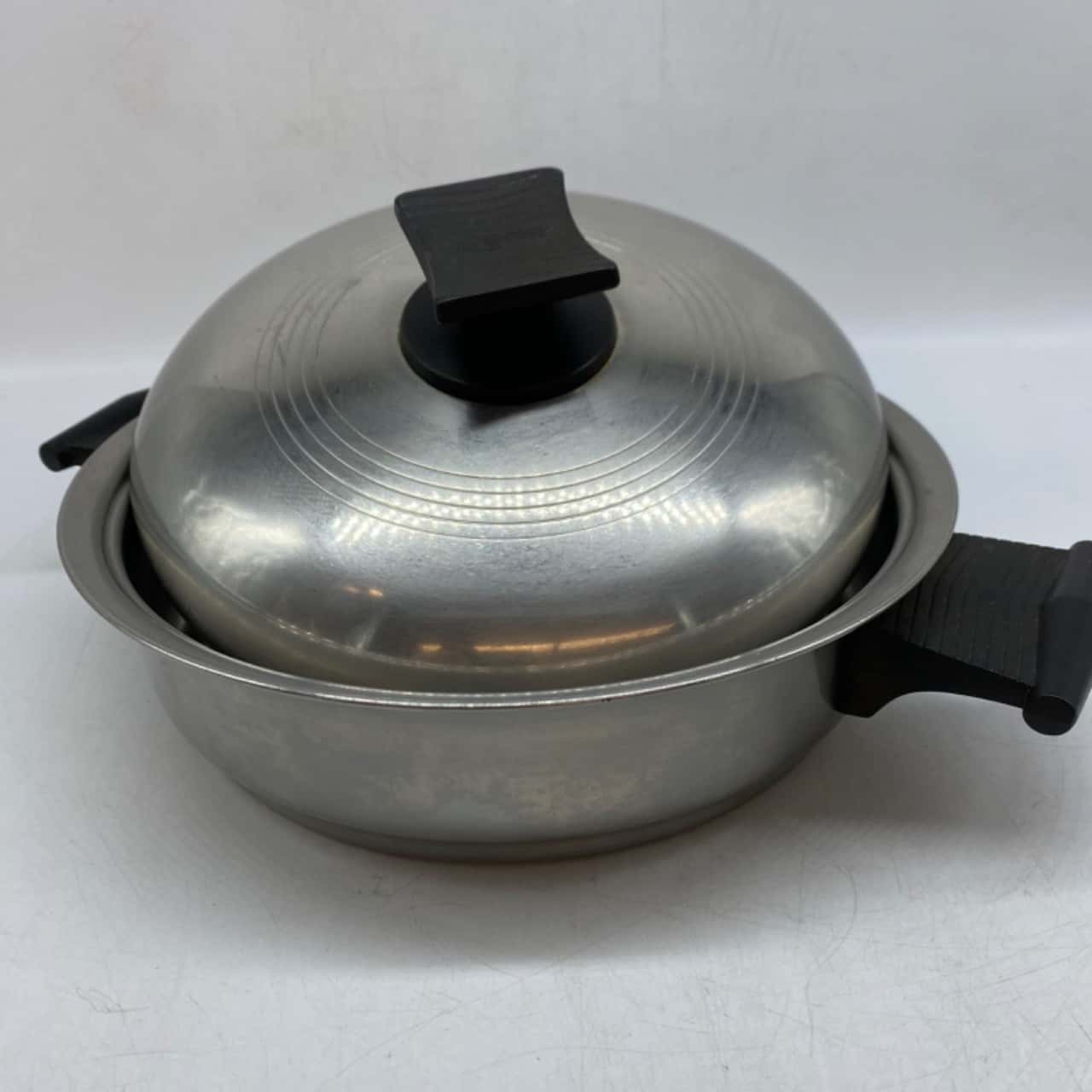 Retro 1970s Rena Ware 3 ply Casserole with Lid 18 cm across(s)